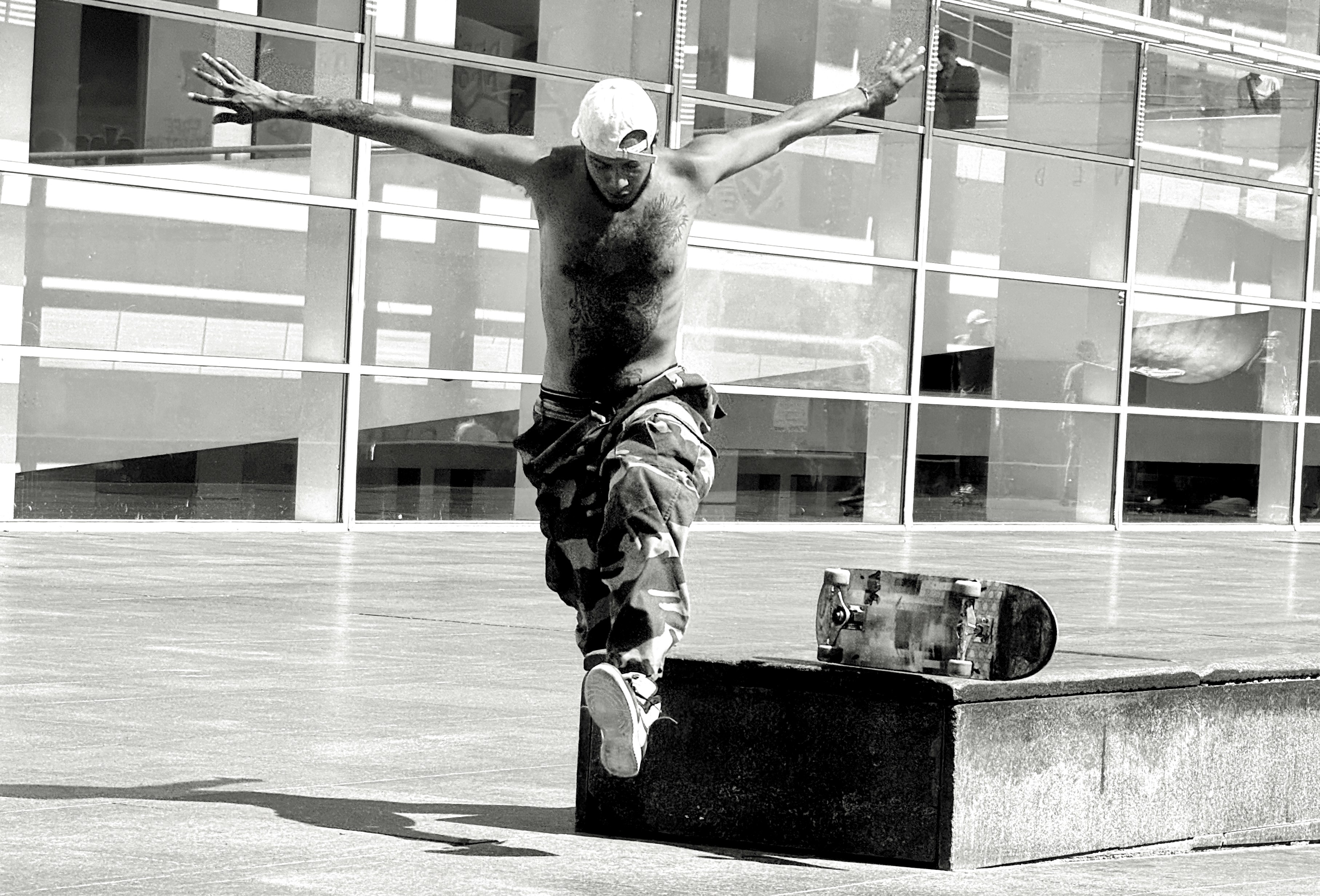 Urban Flight: The Art of Skateboarding