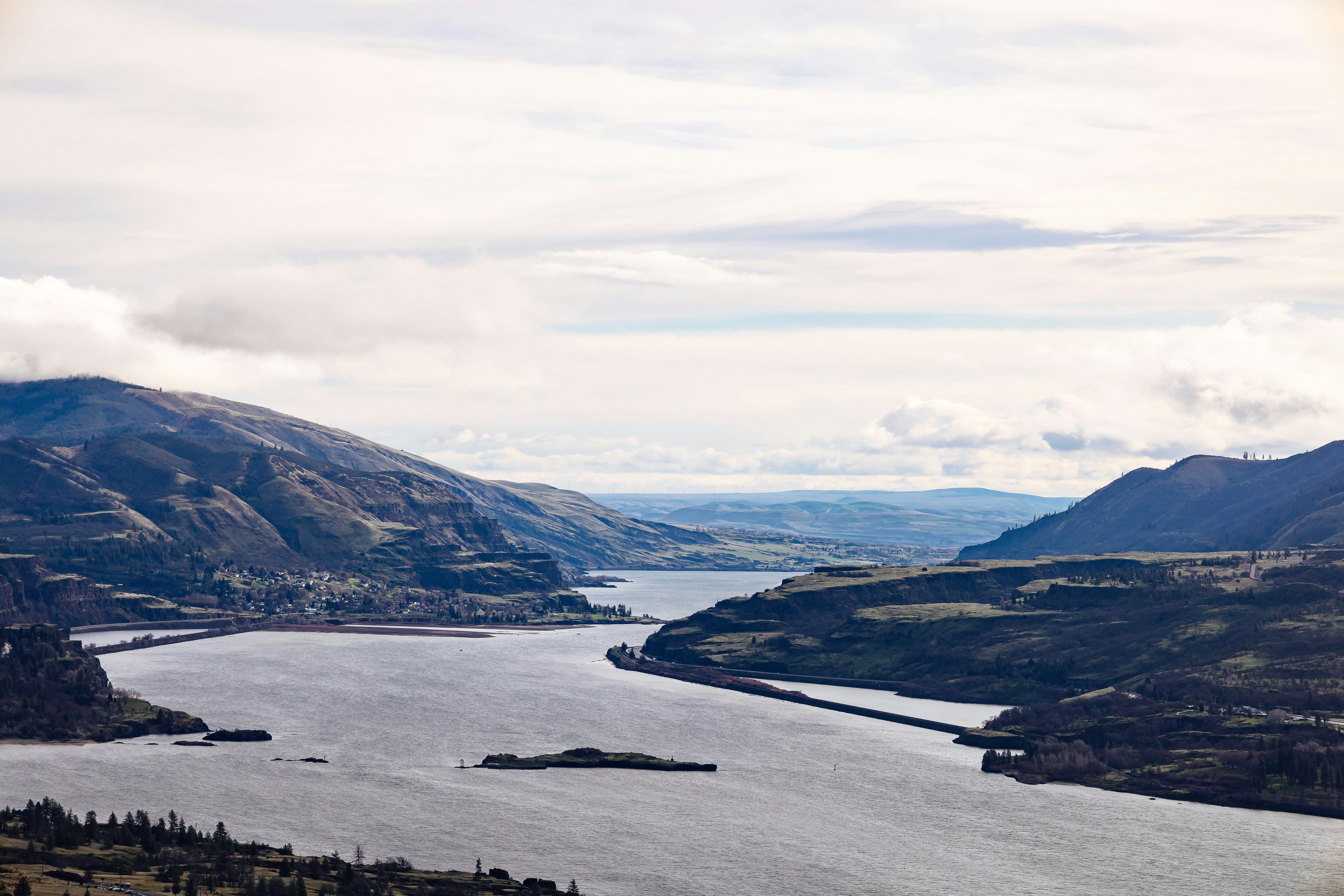 Whispering Valleys and Serene Currents