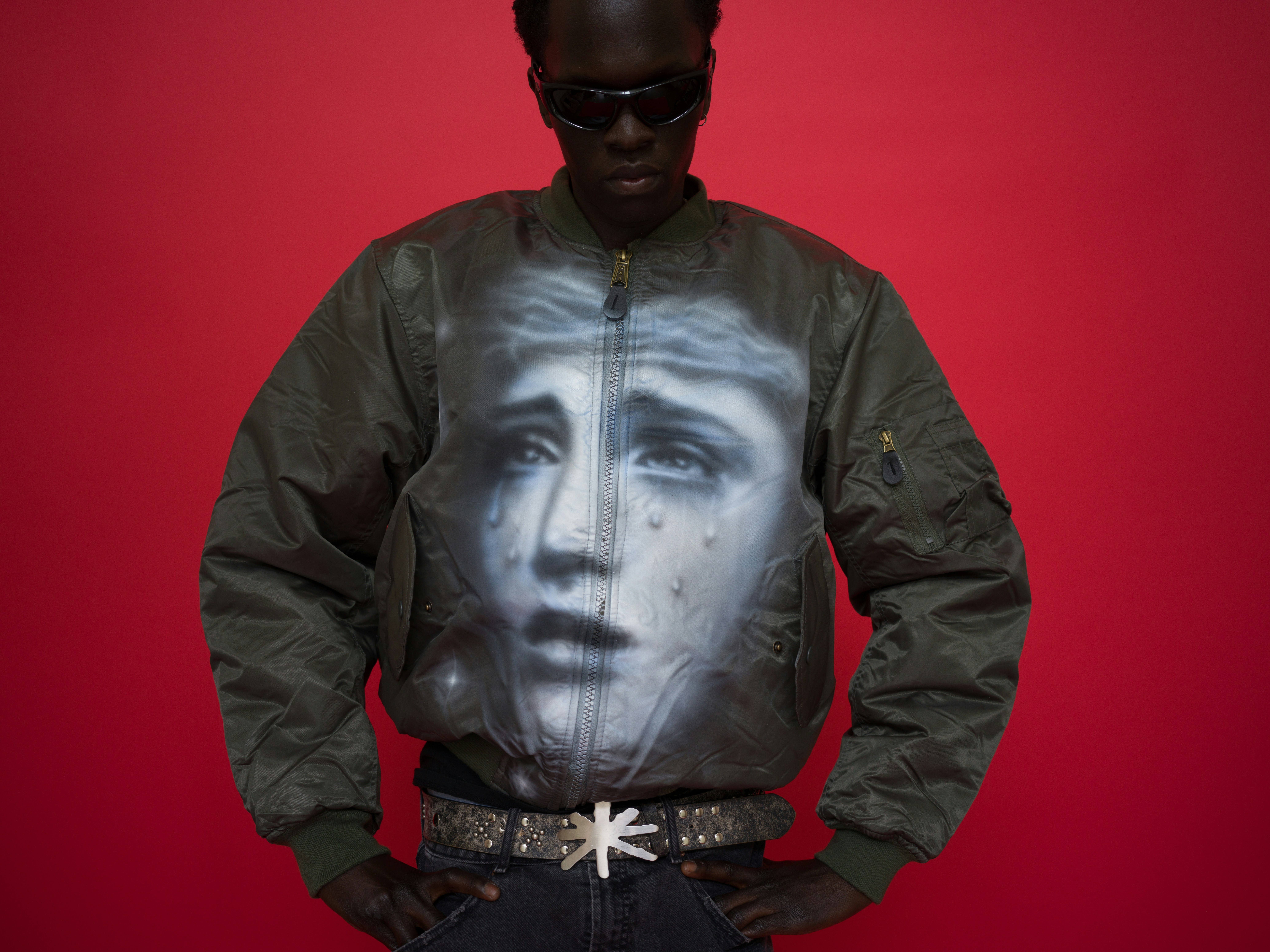 Contrasting Expressions: Fashion Meets Art