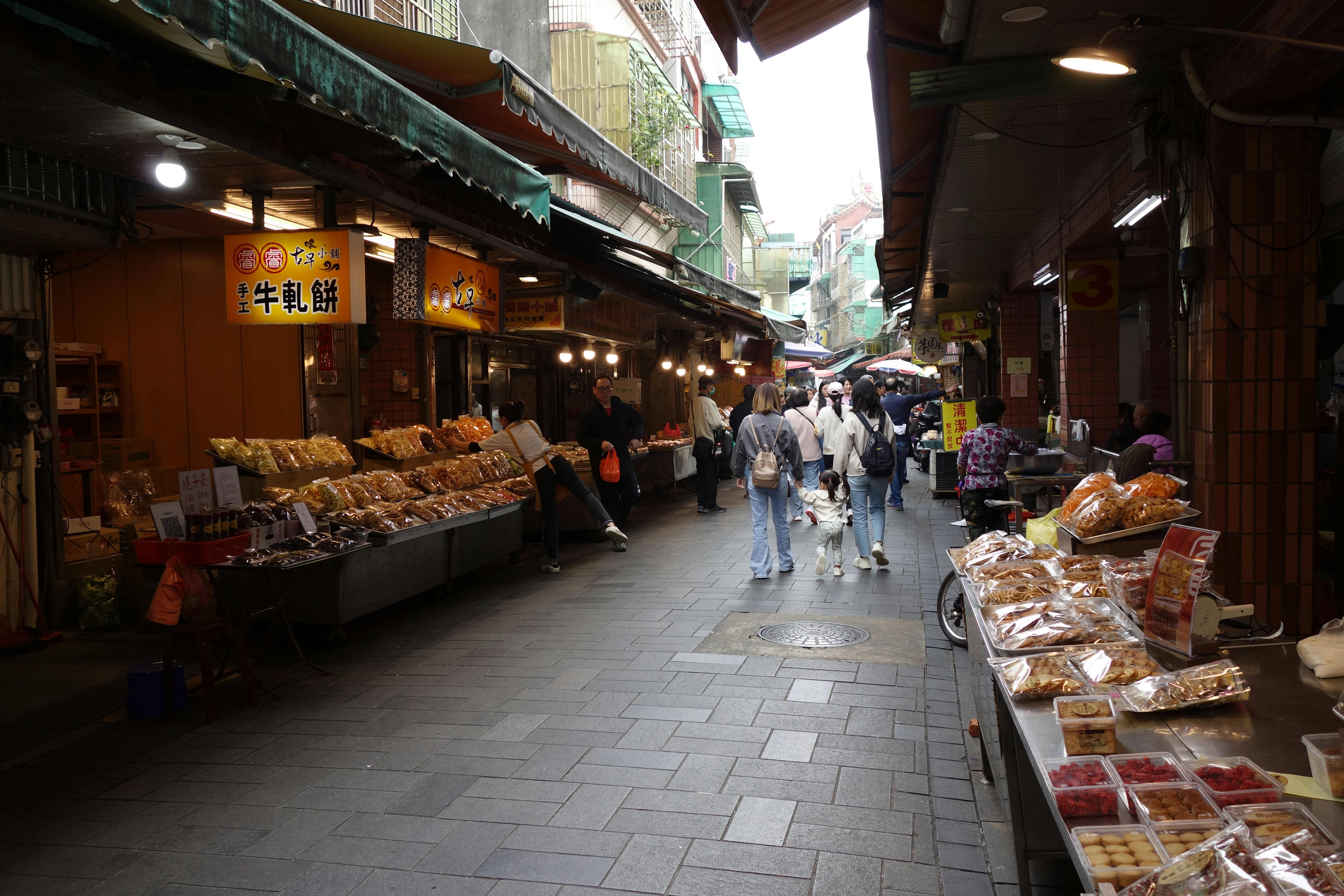 Photo by MChe Lee with Sony RX100