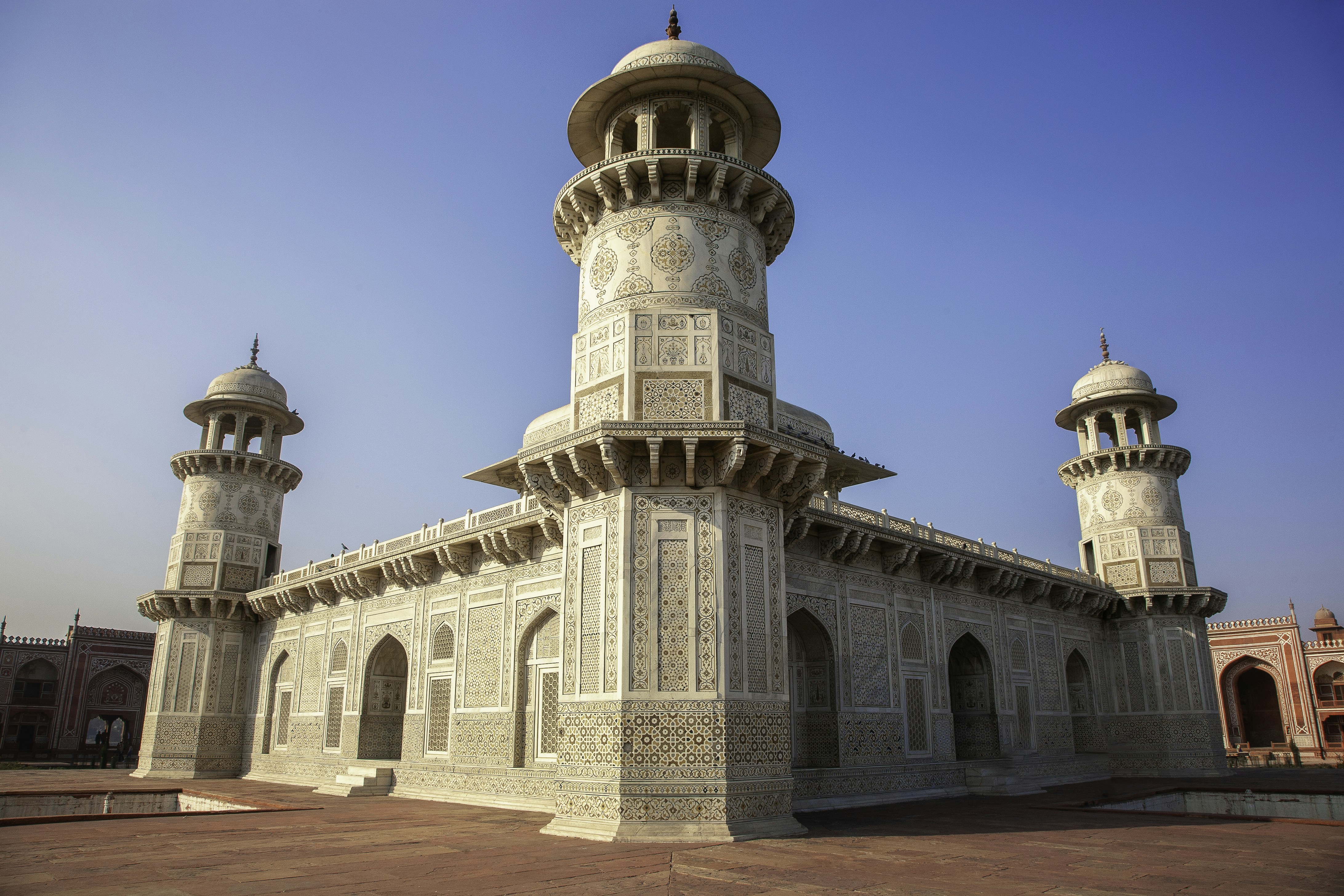 Elegance of Marble: Itimad-ud-Daulah’s Exquisite Legacy