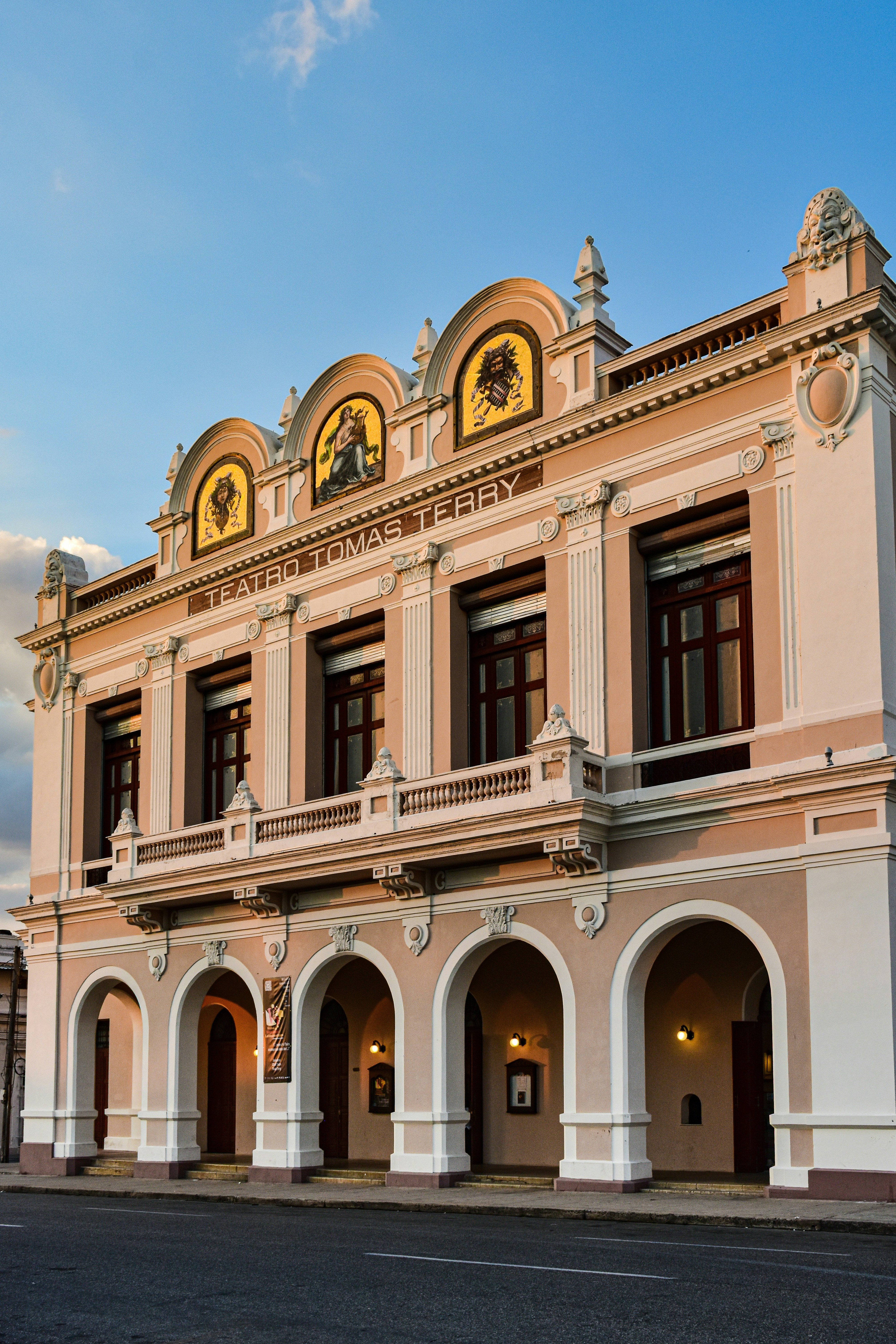 The teatro tomás terry building is shown. photo – Free Cuba Image on ...
