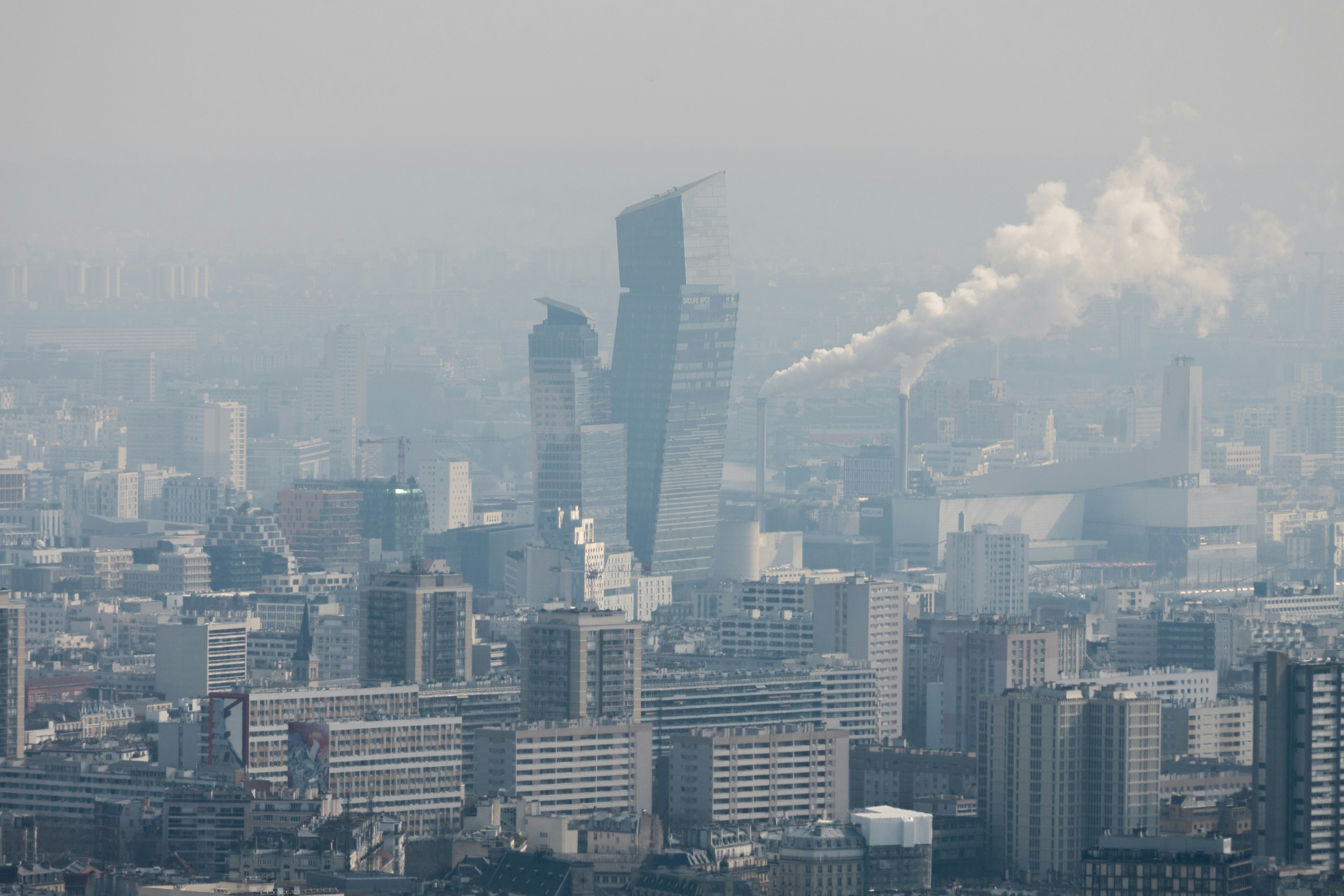 Tour de bureaux de la banque BPCE à Paris