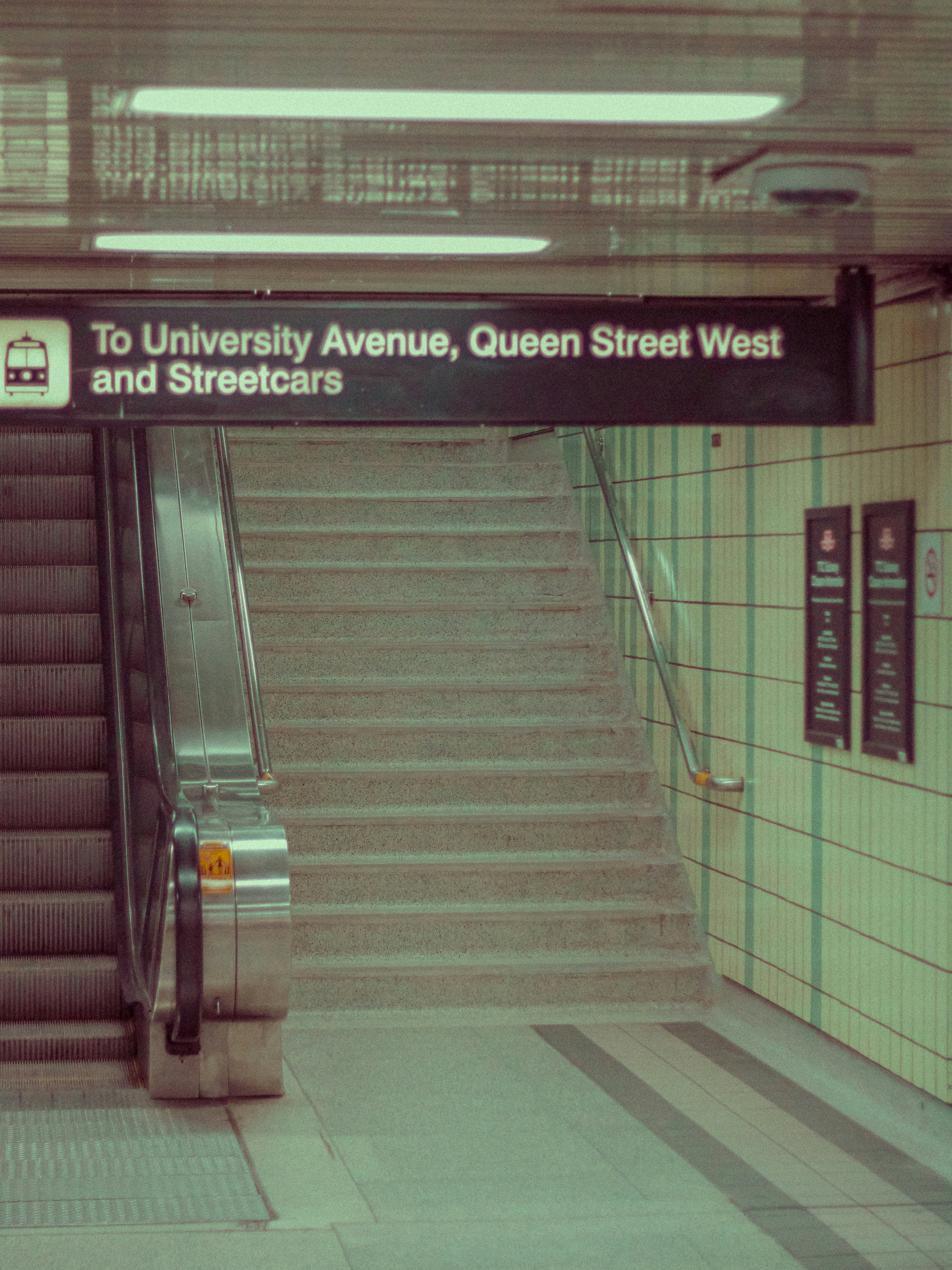 Subway entrance directs riders to university avenue. photo – Free Train ...