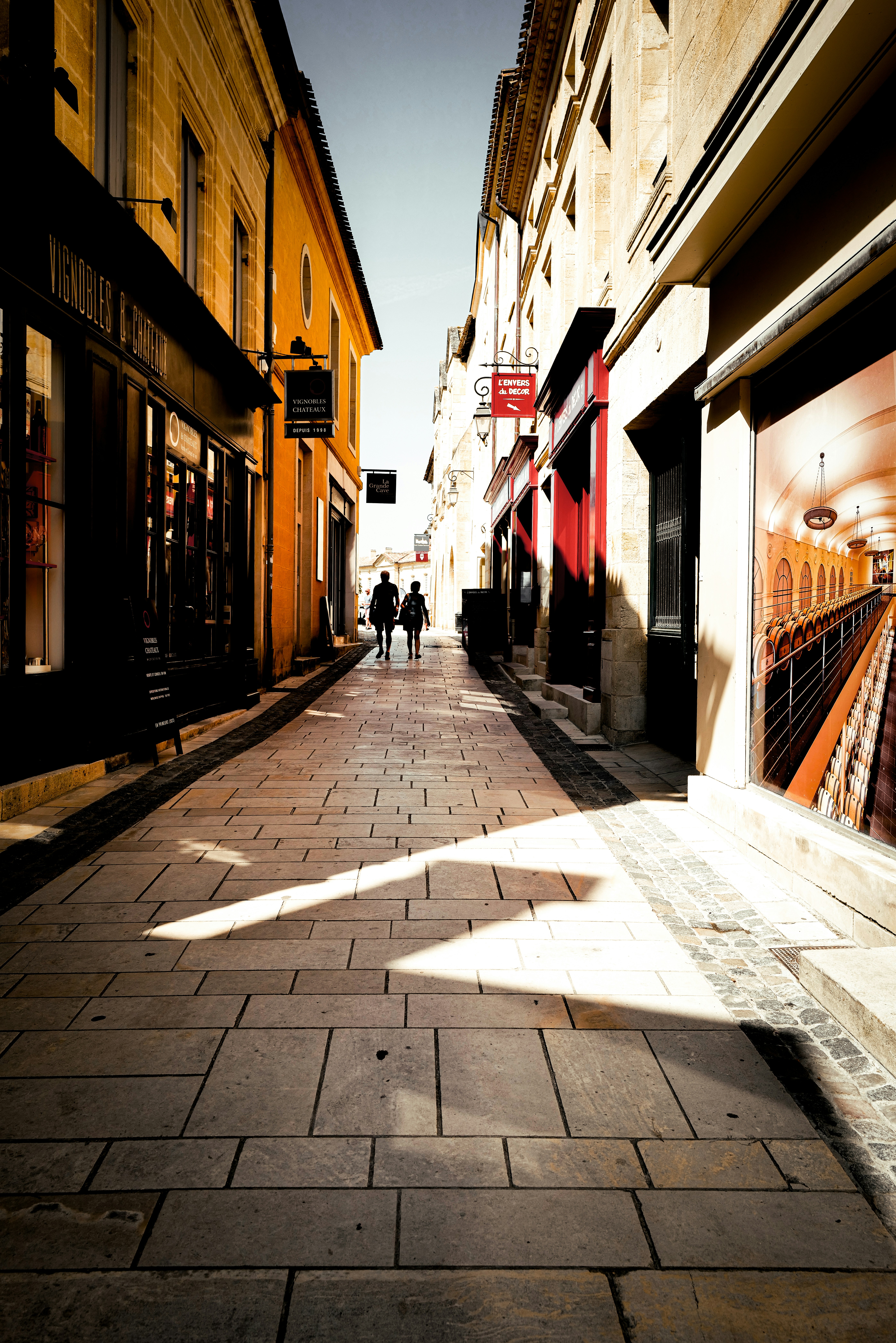 Sunlit Alleyway Convergence