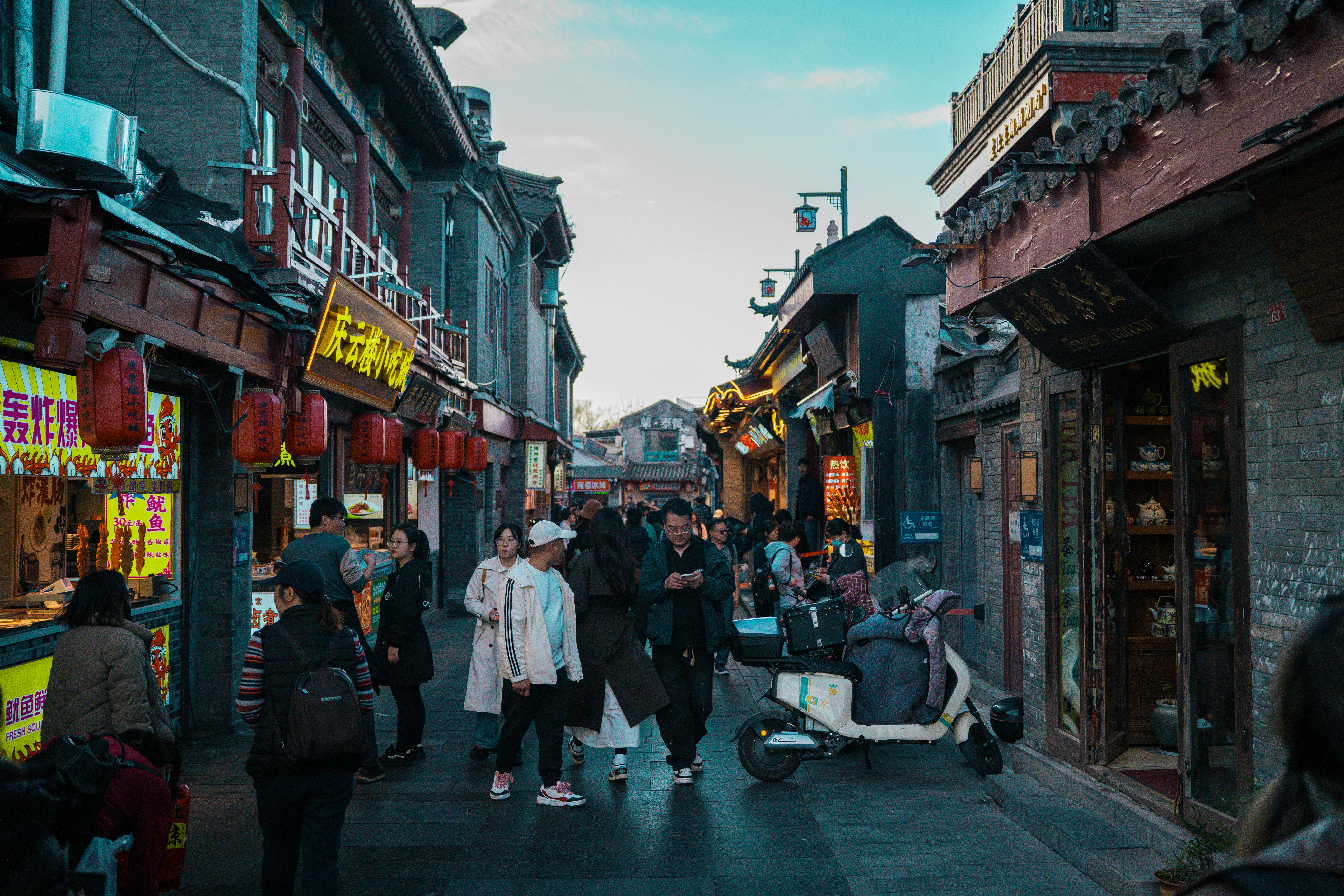 A busy street scene in a traditional asian town. photo – Free Building ...