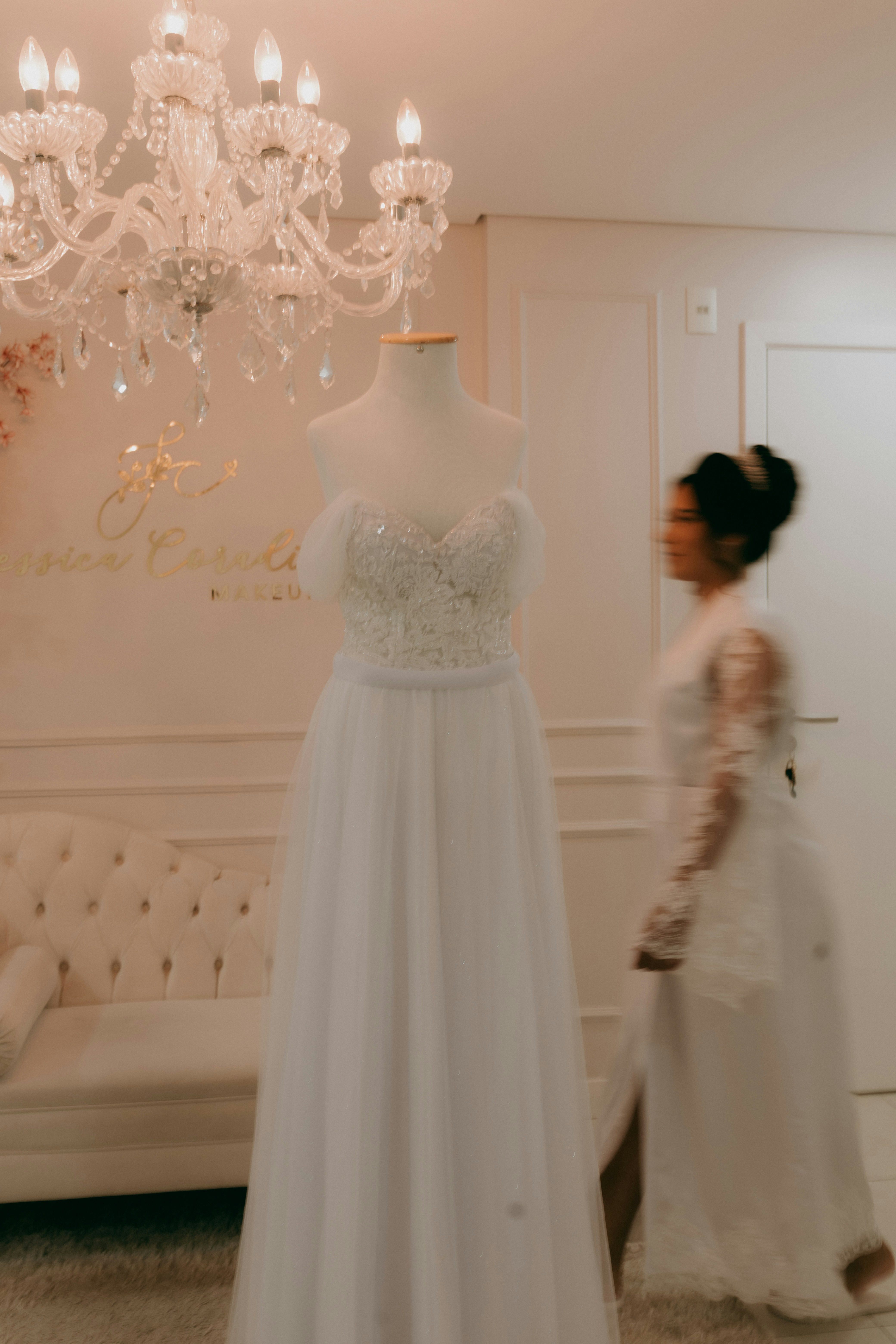 Wedding dress stands ready for the bride. photo – Free Woman Image on ...