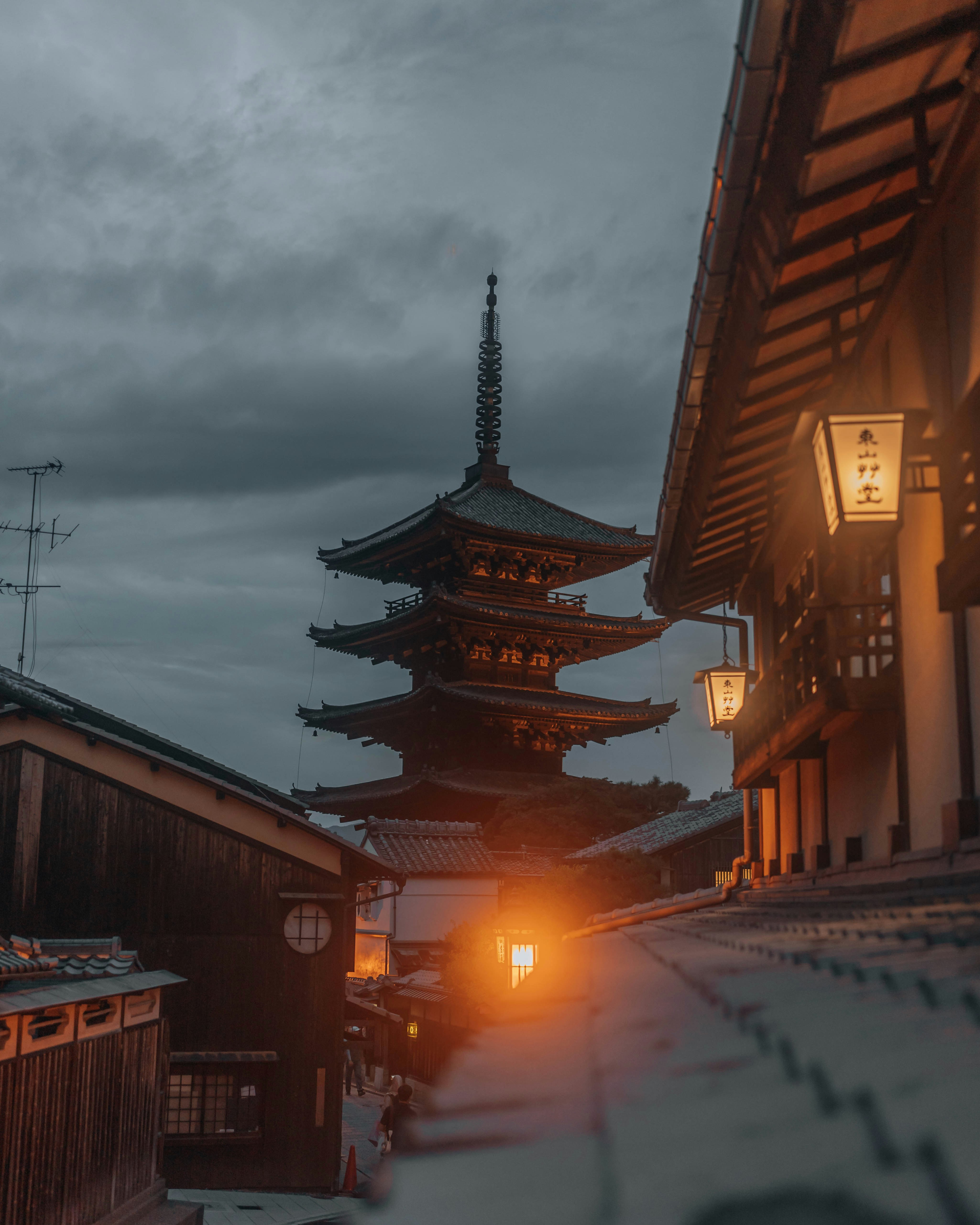 Twilight Lanterns and the Silent Pagoda