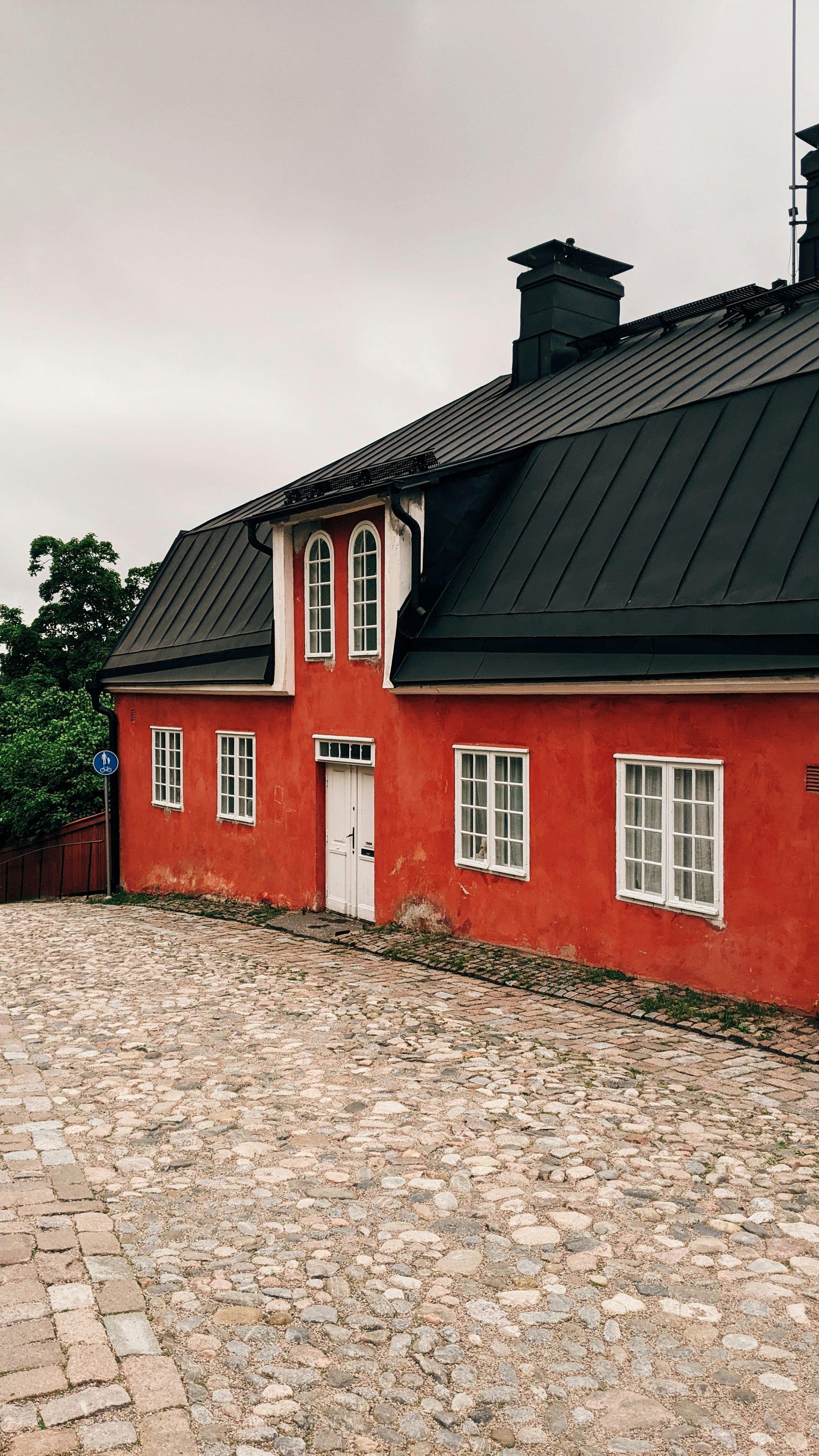 Vibrant Facade of a Timeless Dwelling