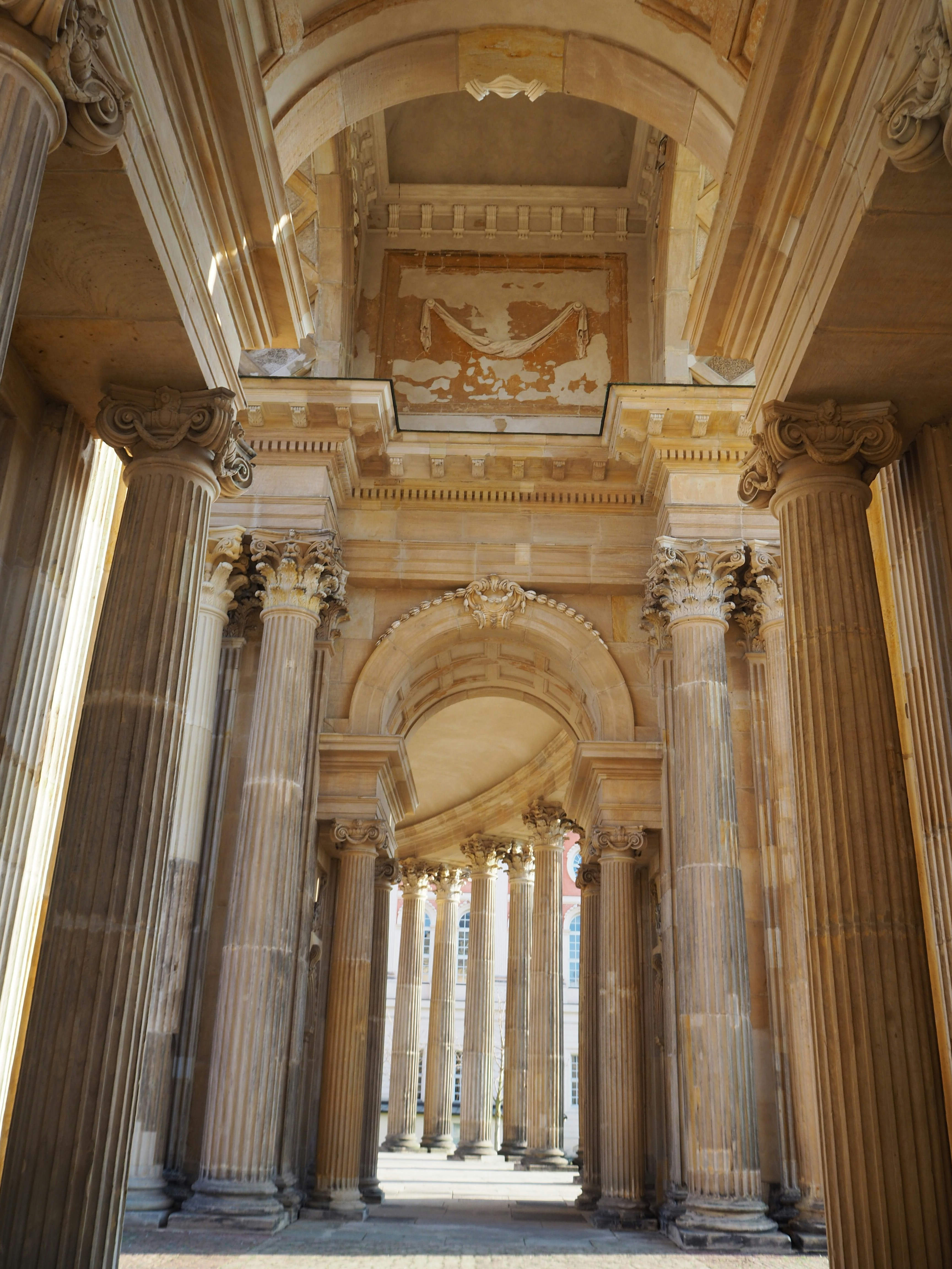 Columns and arches create an impressive architectural structure. photo – Free Building Image on ...