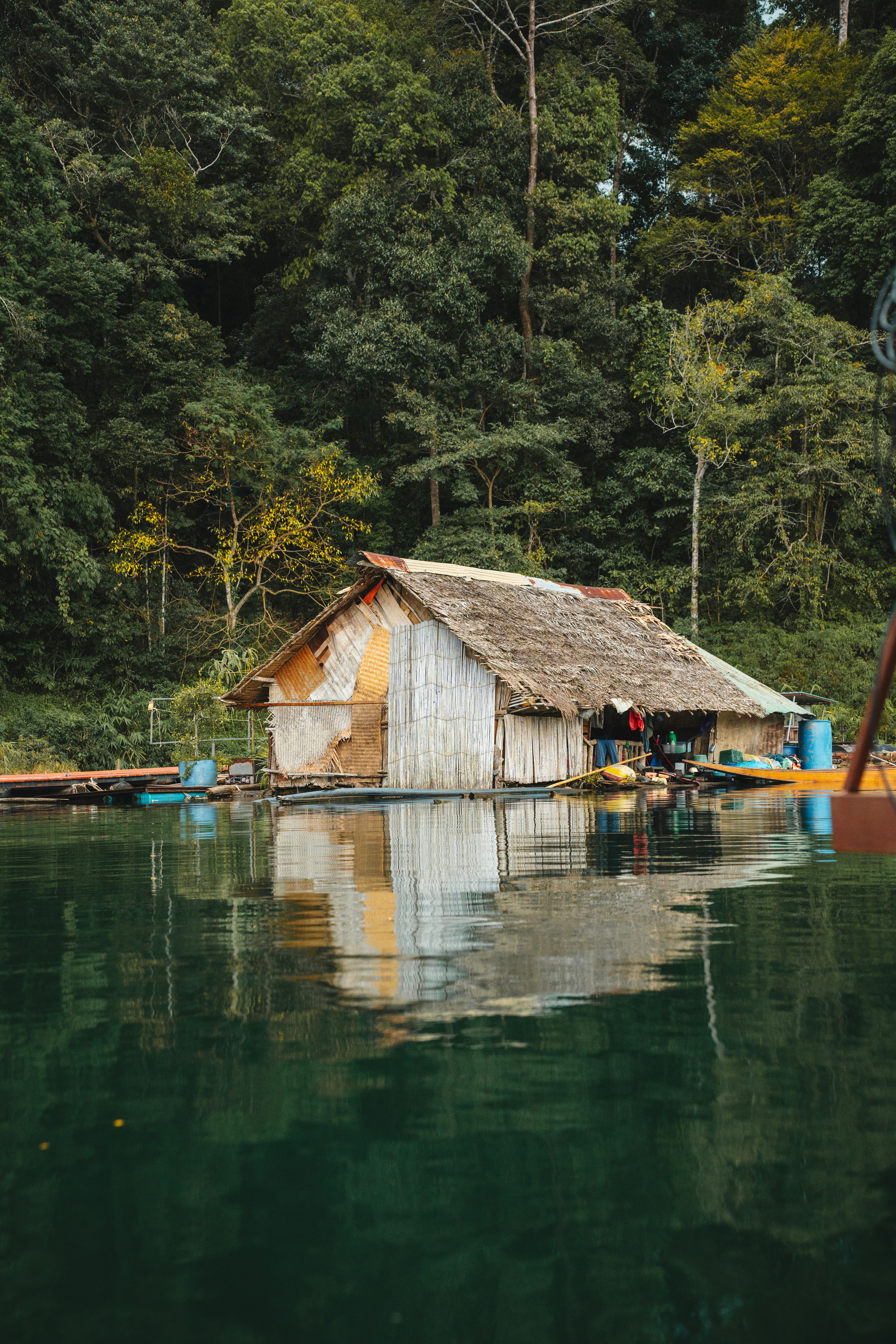 Tranquil Waterside Retreat