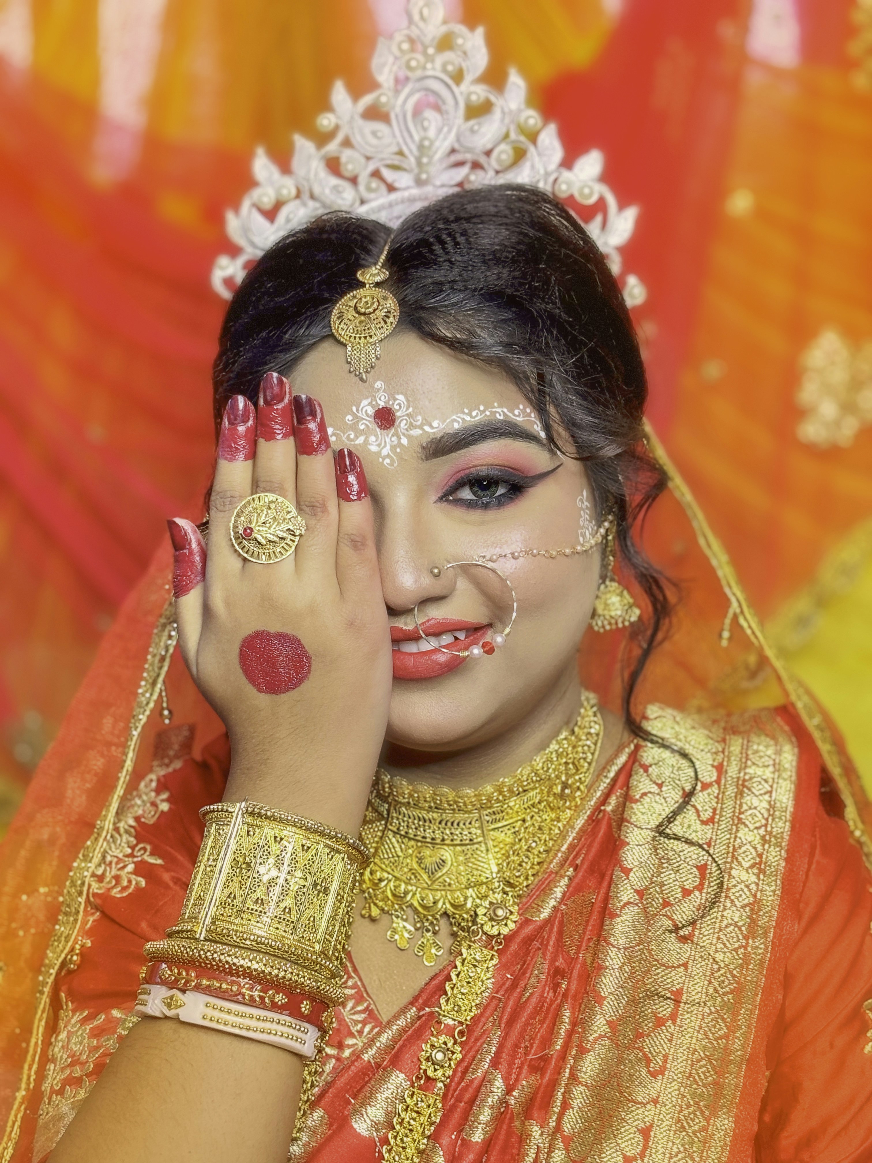 Beautiful indian bride poses with her hand. photo – Free Fashion Image ...