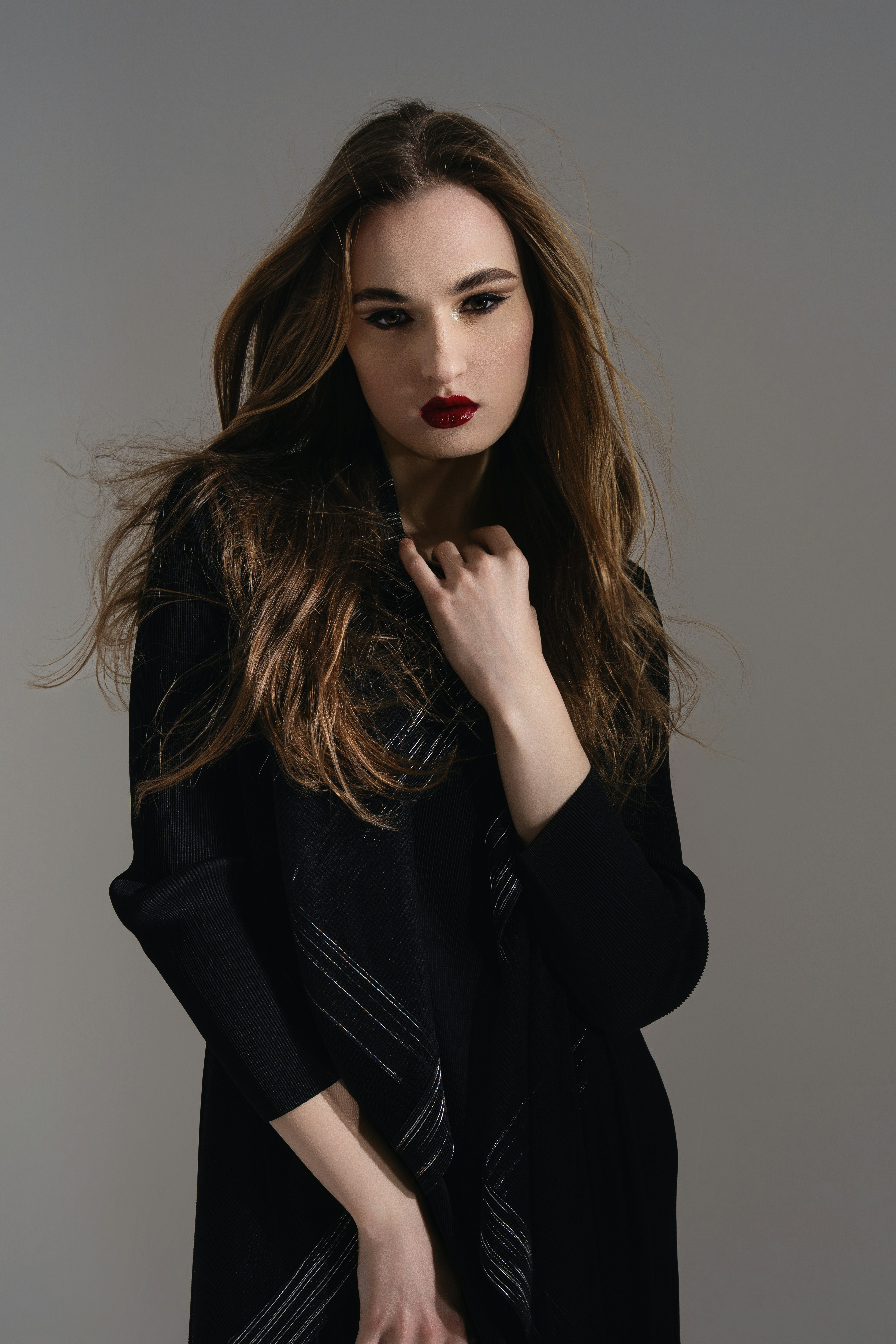 A model poses with dramatic makeup and hair. photo – Free Portrait ...