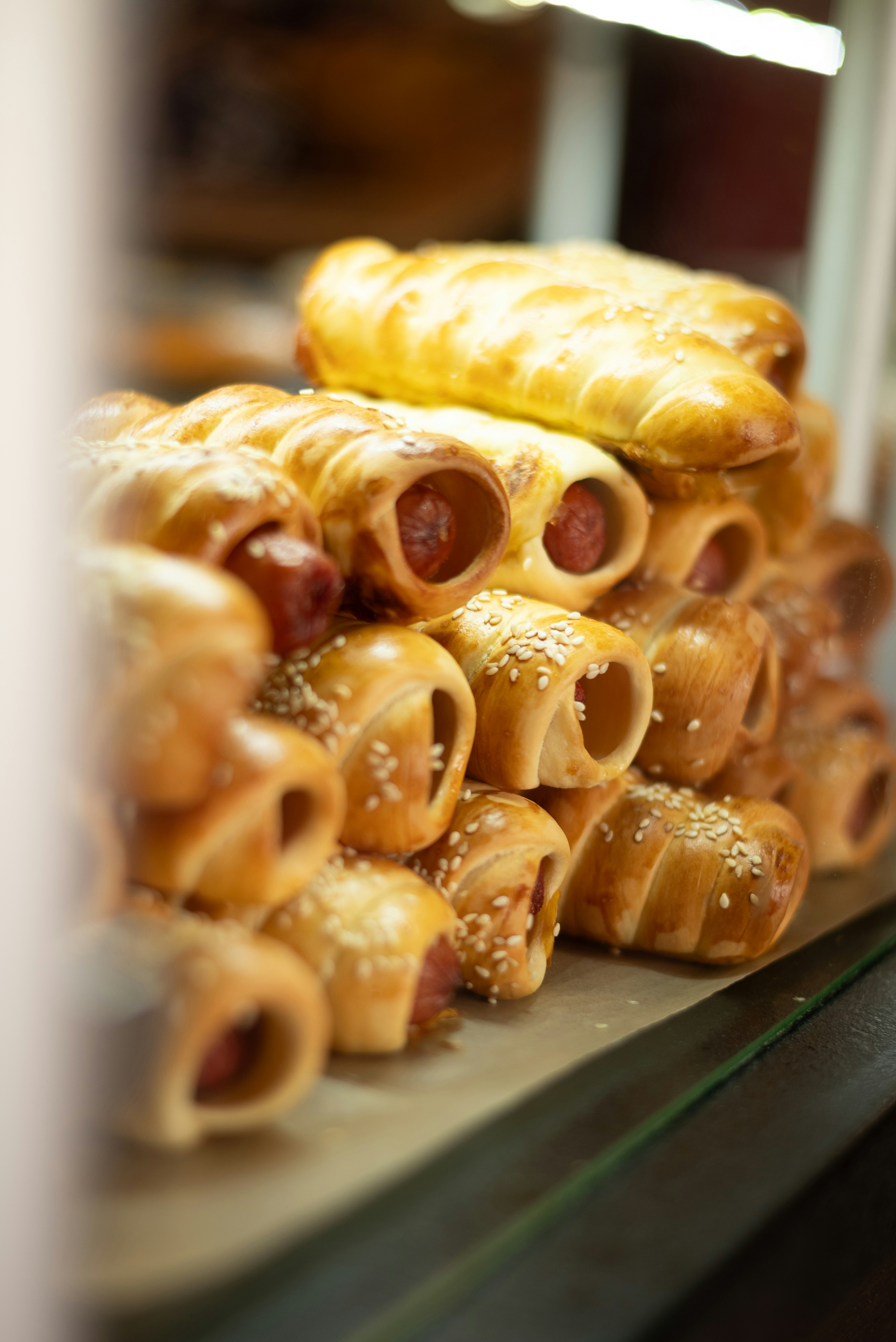 Delicious pigs in a blanket are ready to eat. photo – Free Food Image ...
