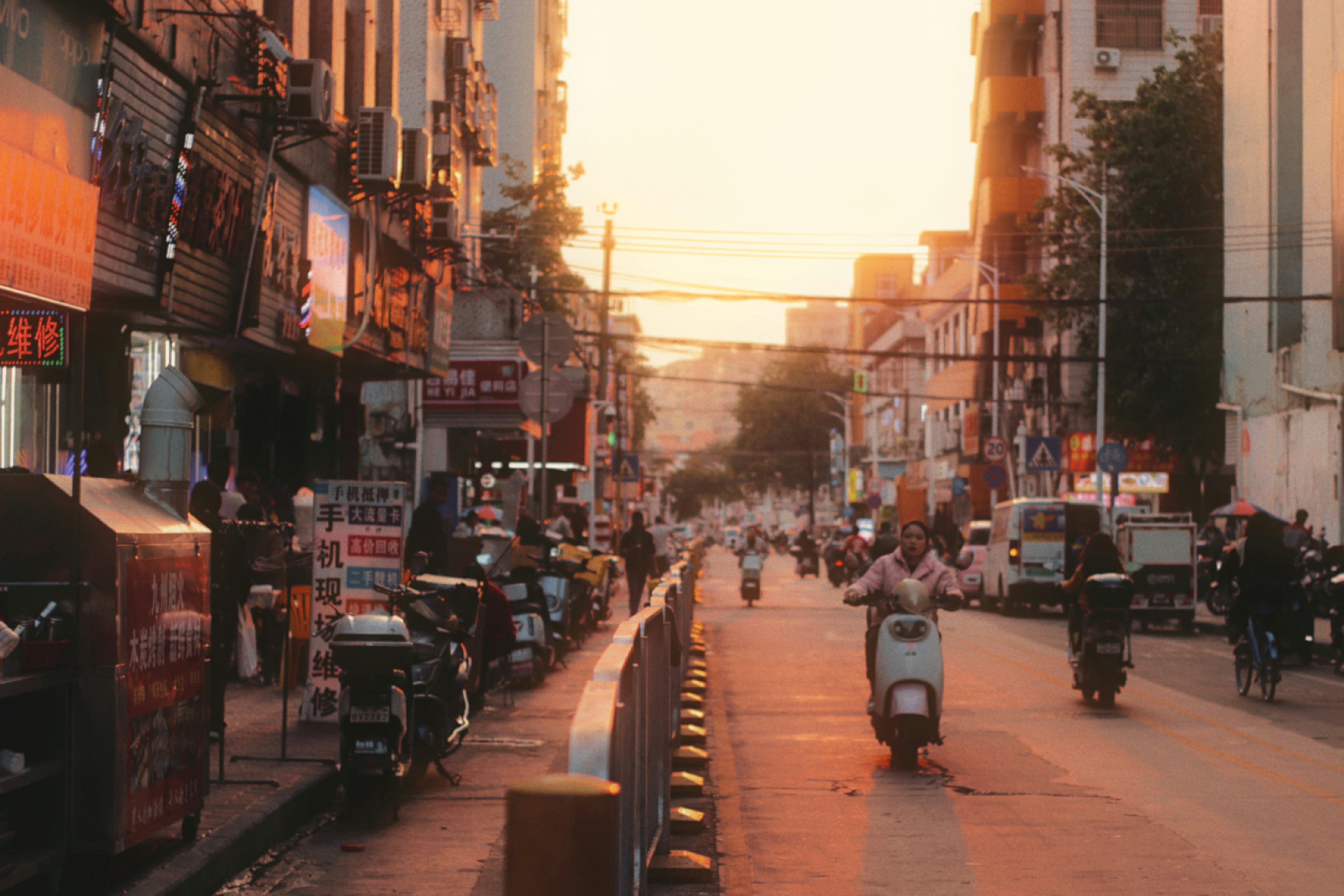 Photo by Maccy with Canon EOS 200D