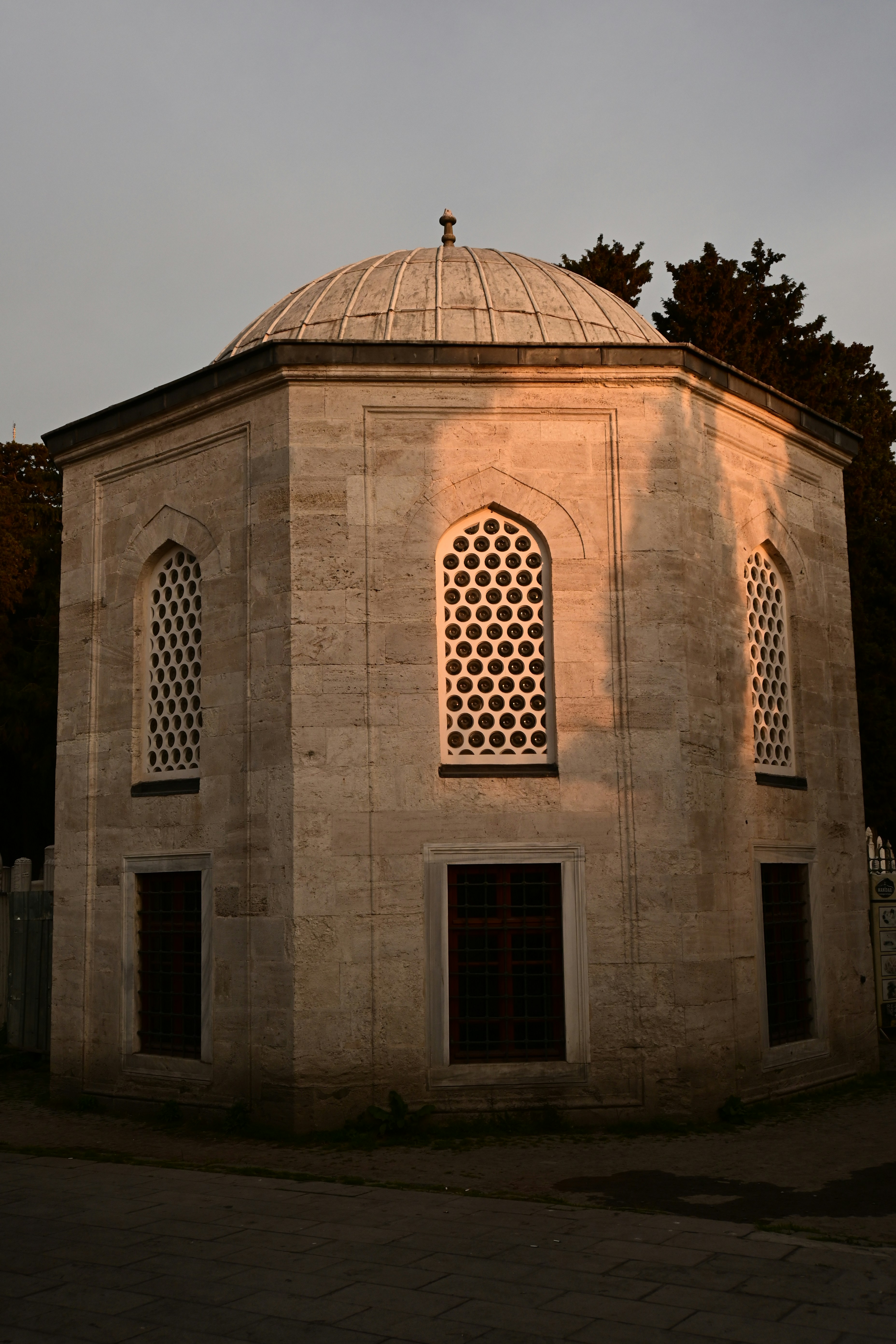 Dome of Light and Lattice: Twilight Mausoleum