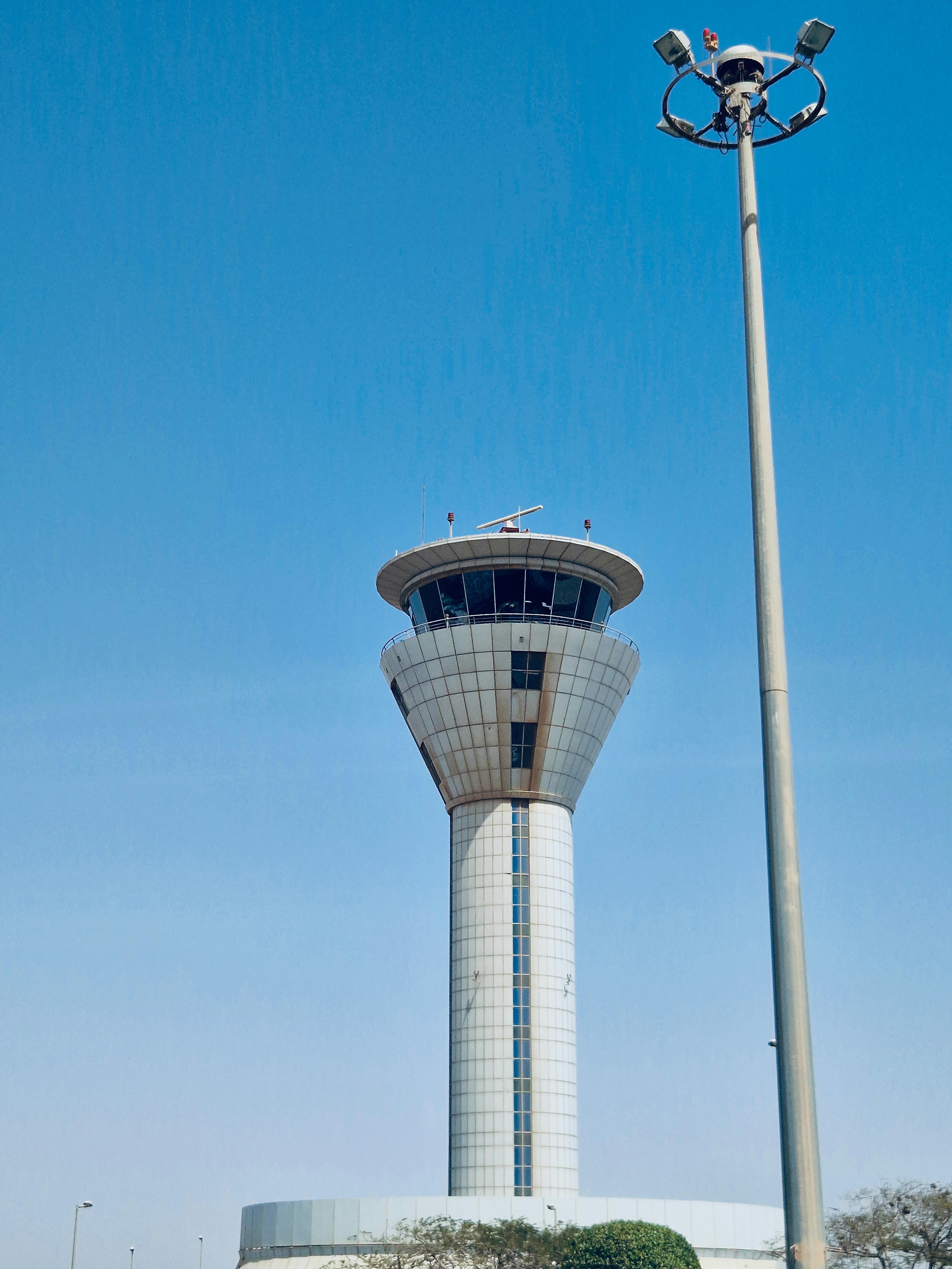 Air traffic control tower under a clear, blue sky. photo – Free ...