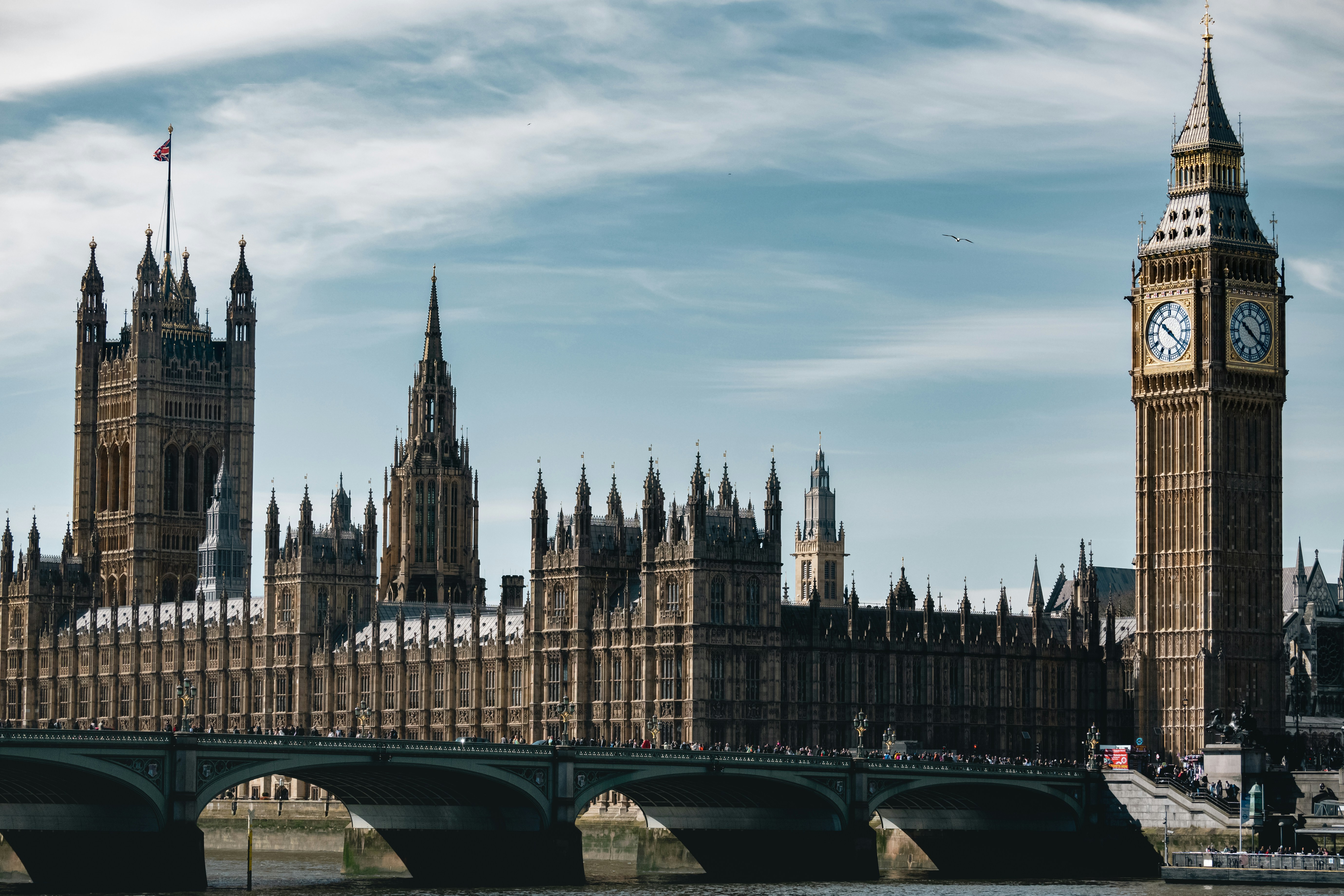 Foto Big ben dan rumah parlemen ditampilkan. – Gambar Arsitektur Gratis ...
