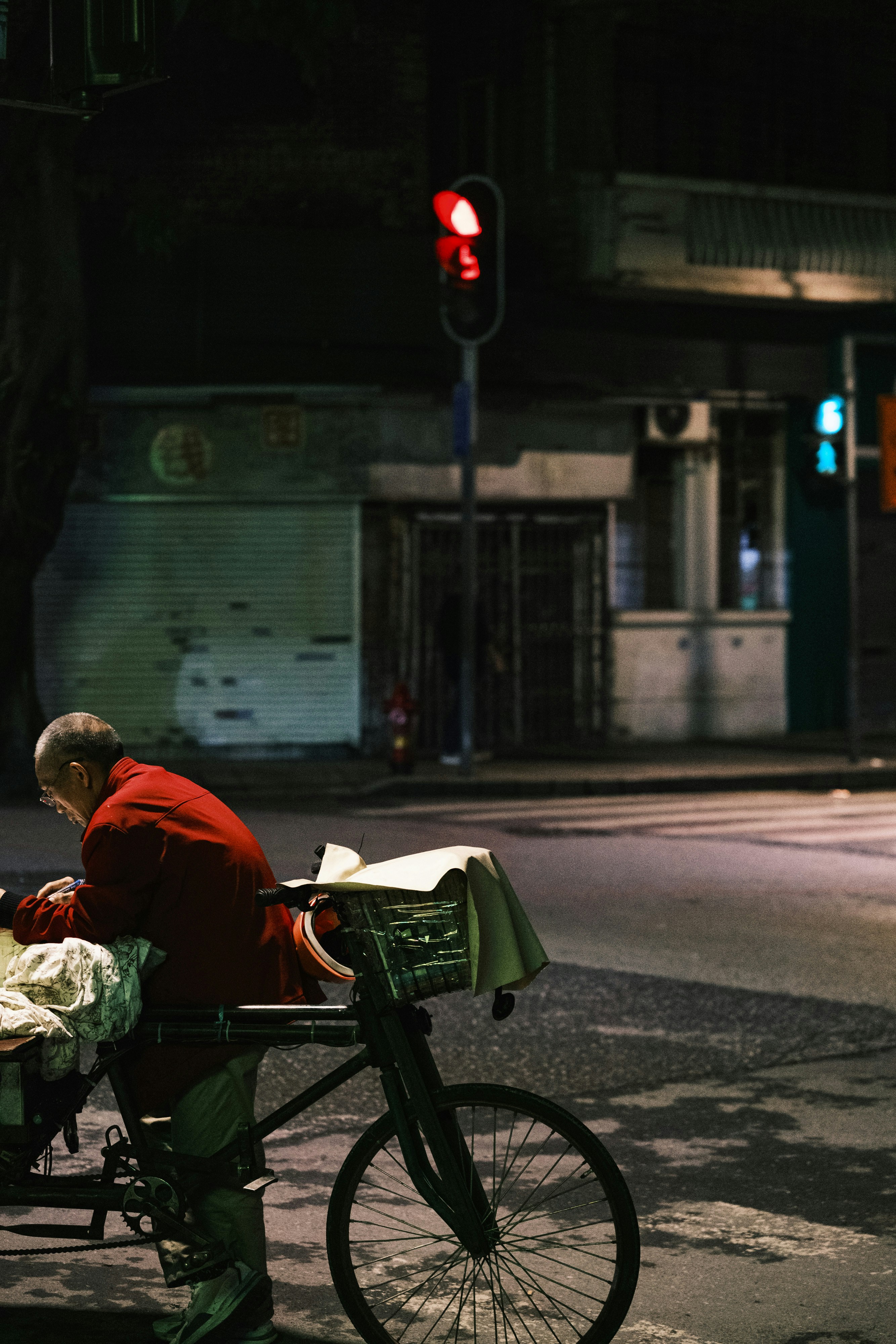 Solitude at the Stoplight