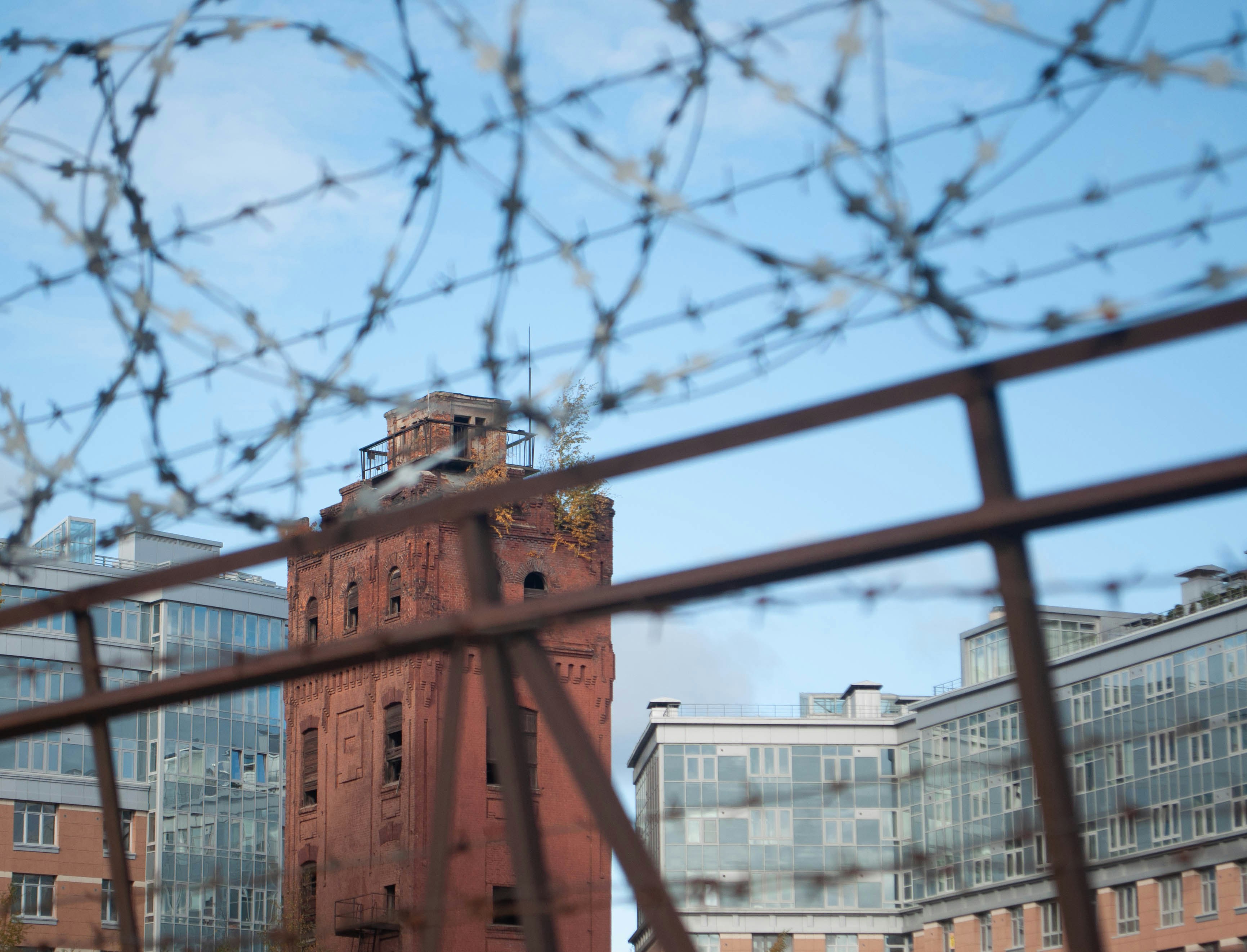 Urban Juxtaposition: Heritage Meets Modernity
