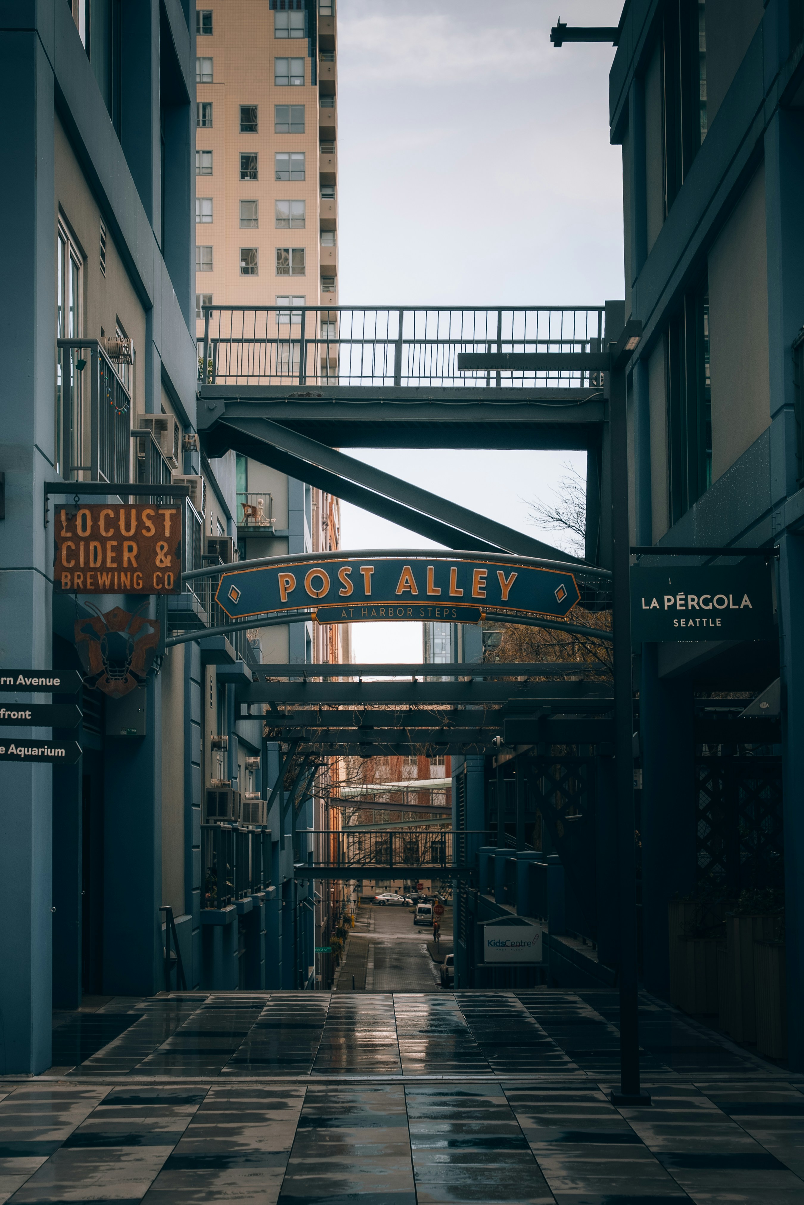 Post alley and its distinctive architecture are seen. photo – Free City ...