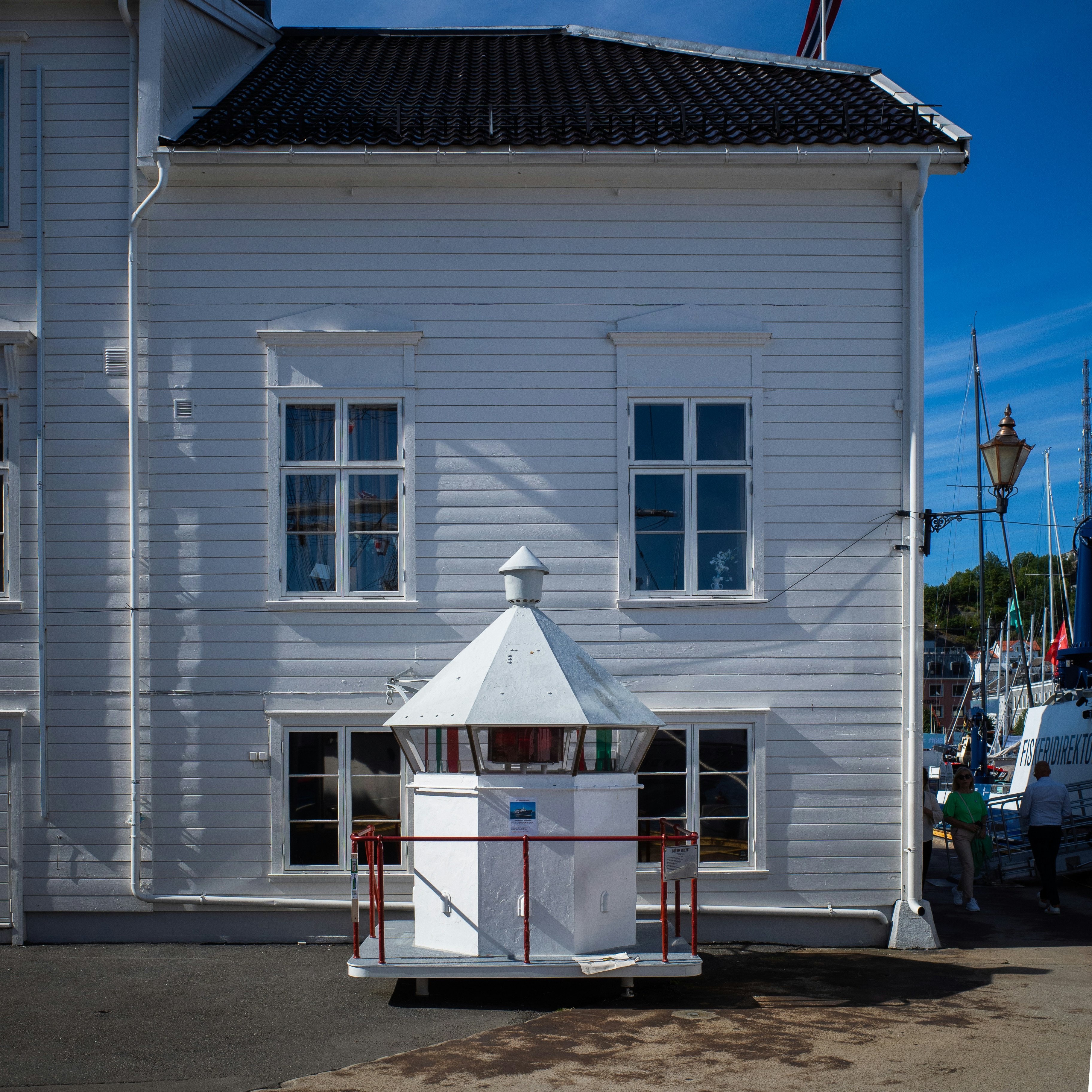 A white building with a small, unique structure. photo – Free Sea Image ...