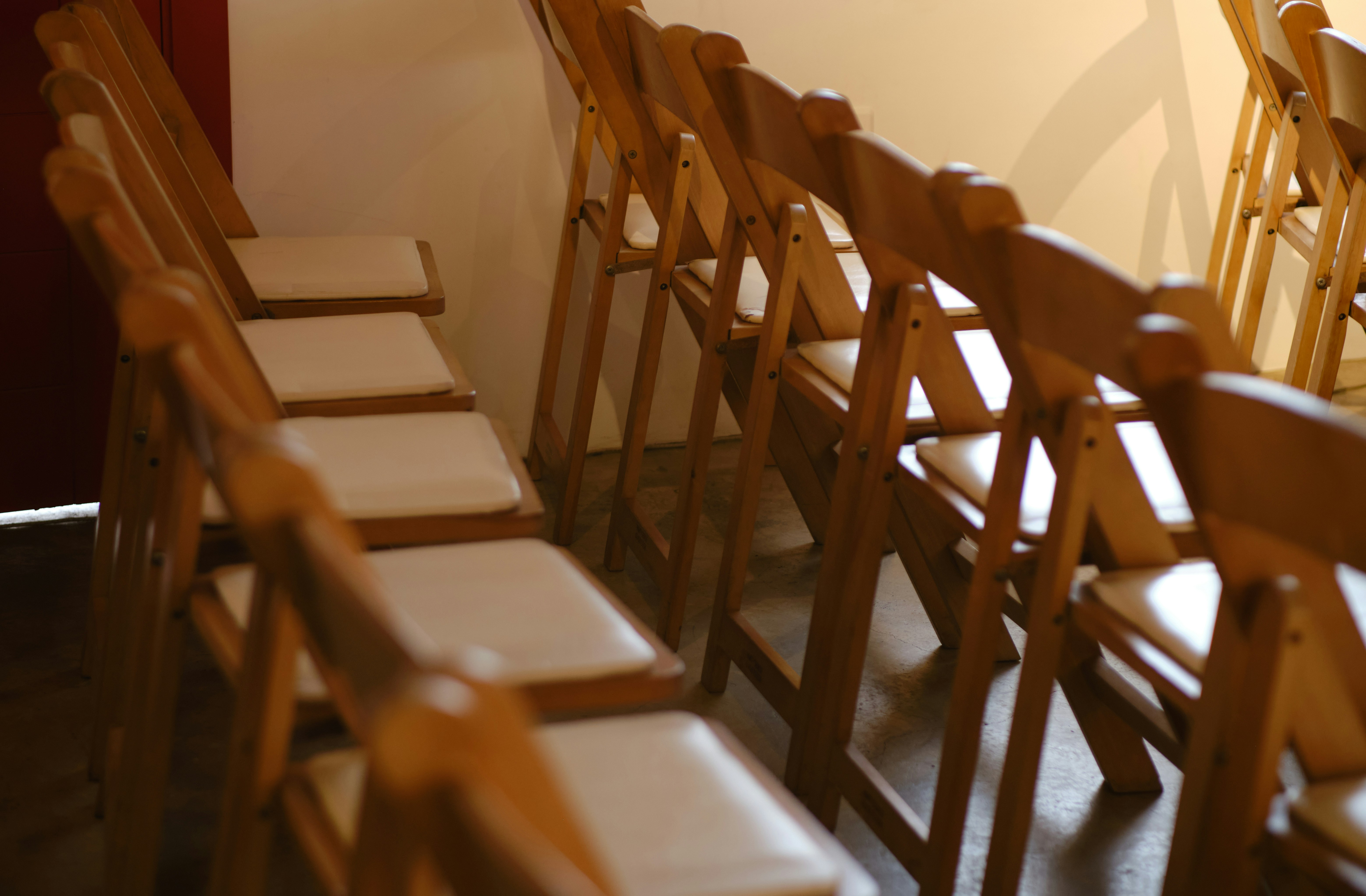 200+ Chair Pictures | Download Free Images on Unsplash