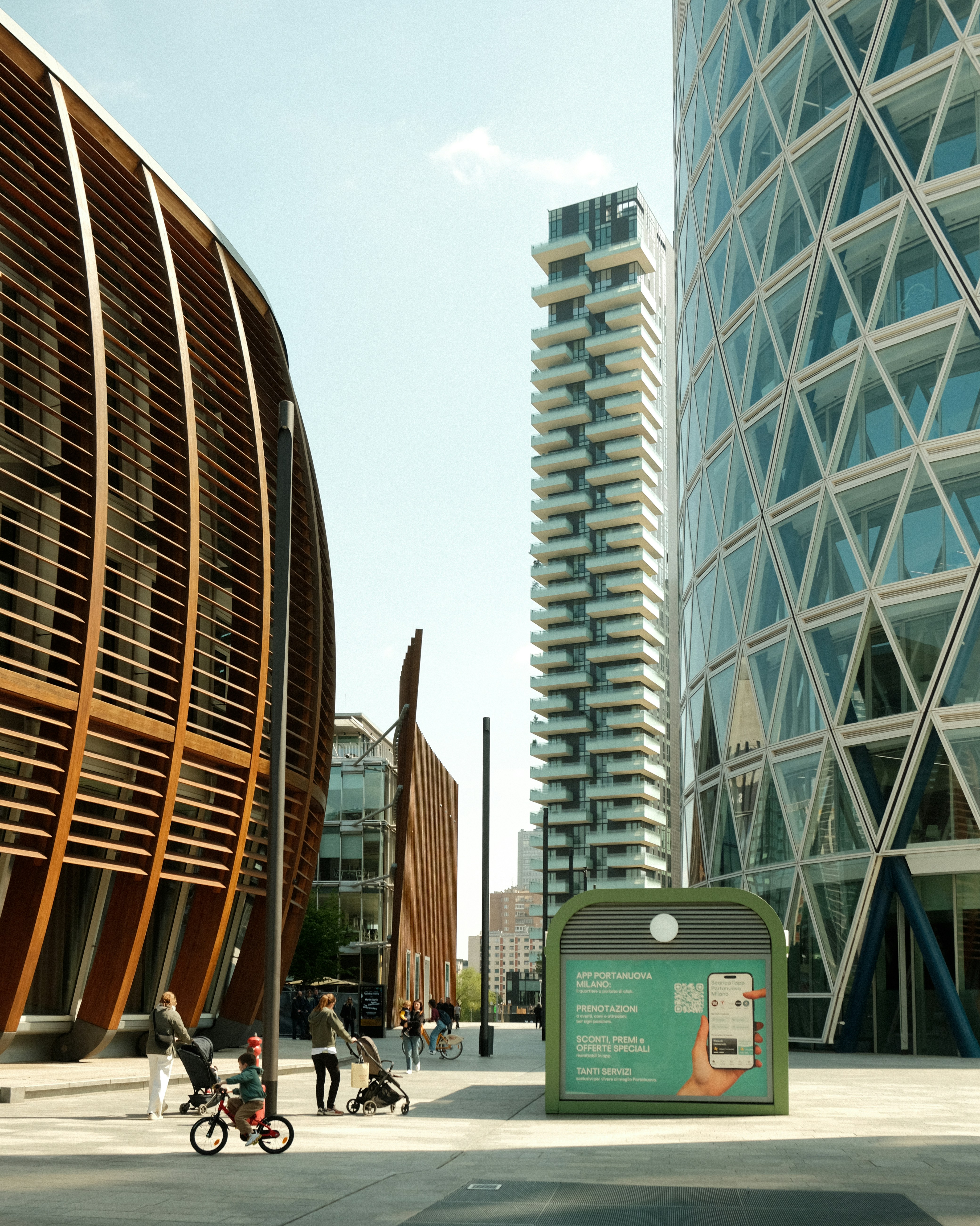 Arcs and Facets: A City Block Framed by Glass and Wood