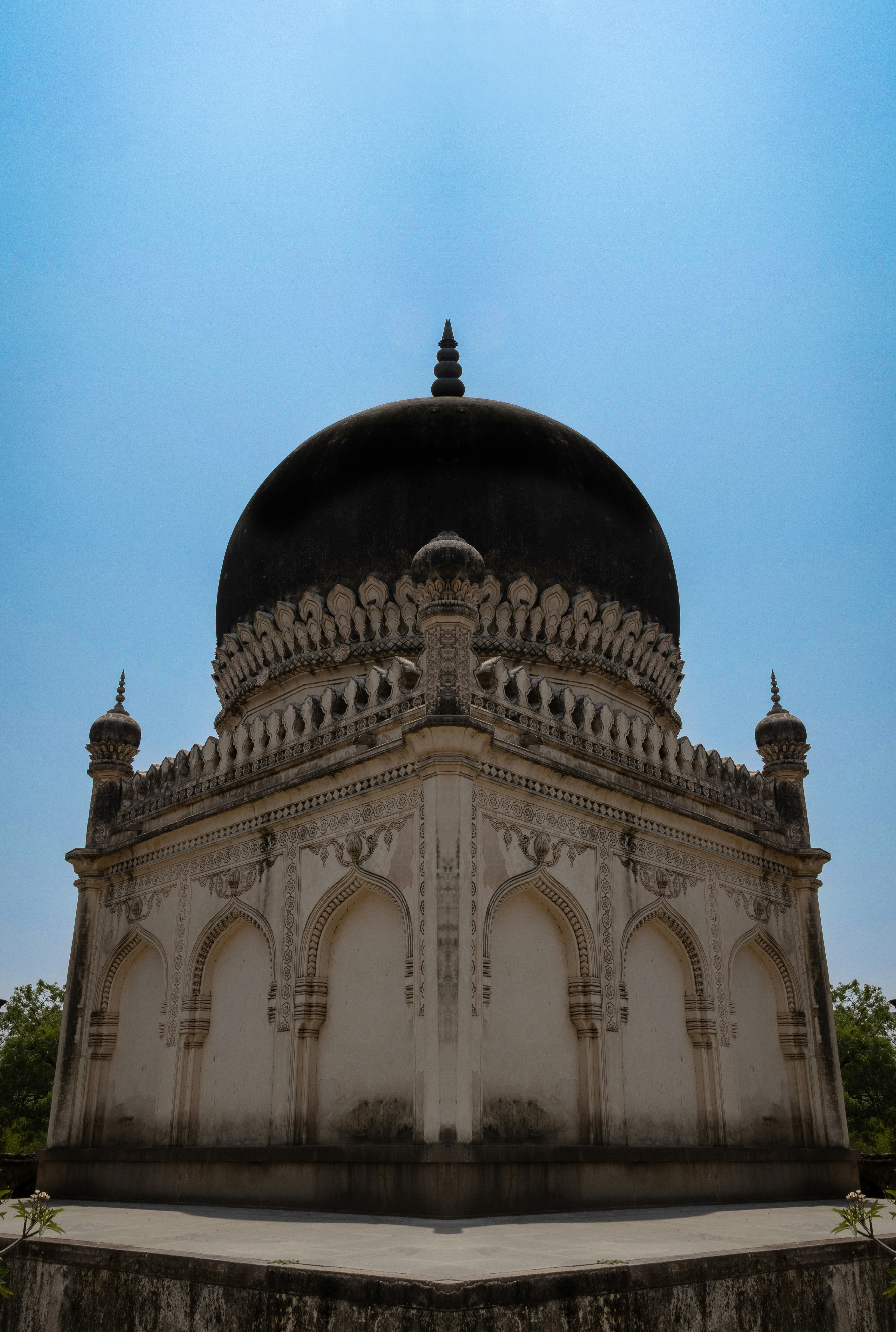 A white tomb against a brilliant blue sky. photo – Free Building Image ...