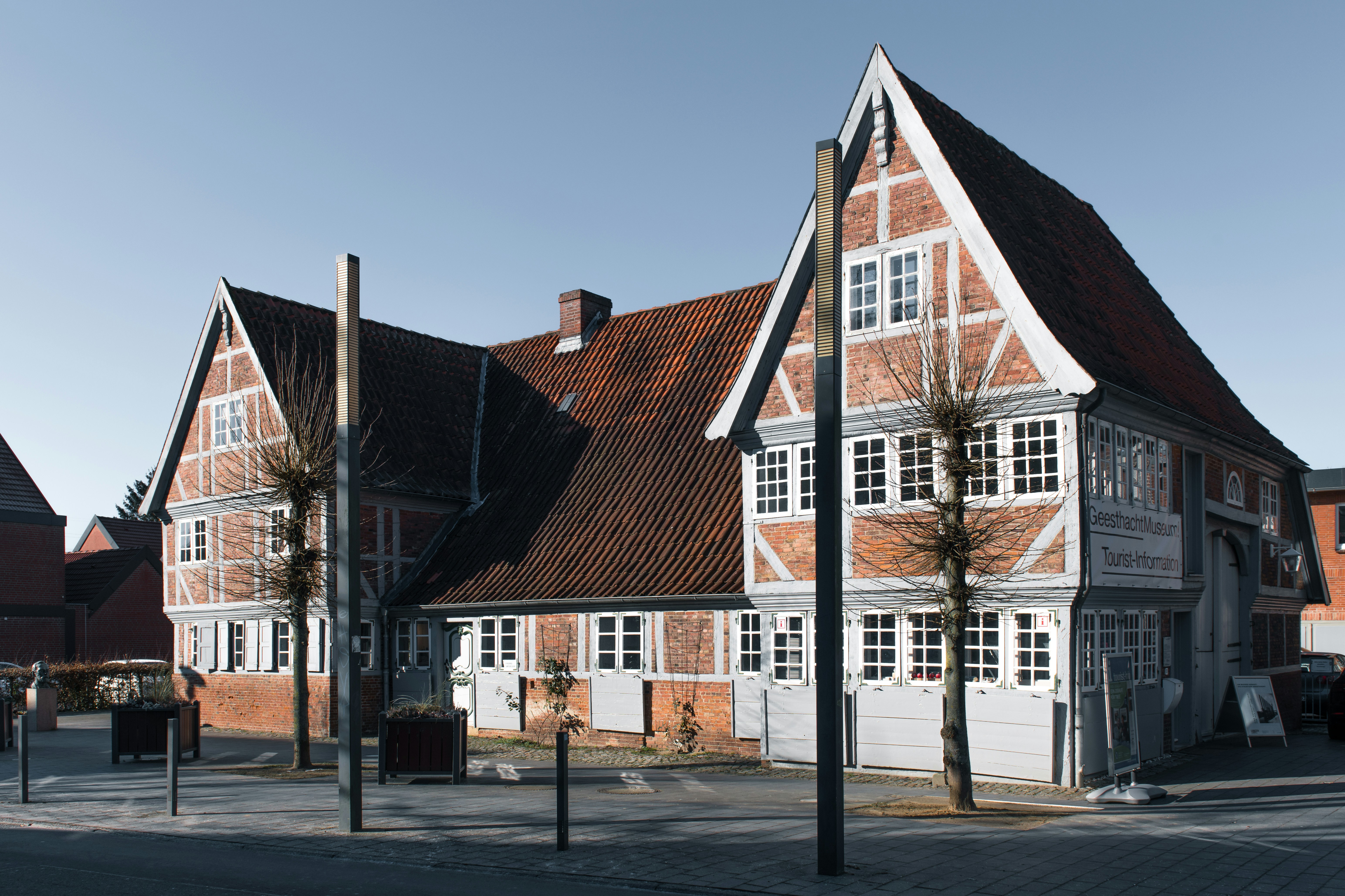 A historic building with a timber frame. photo – Free Museum Image on ...