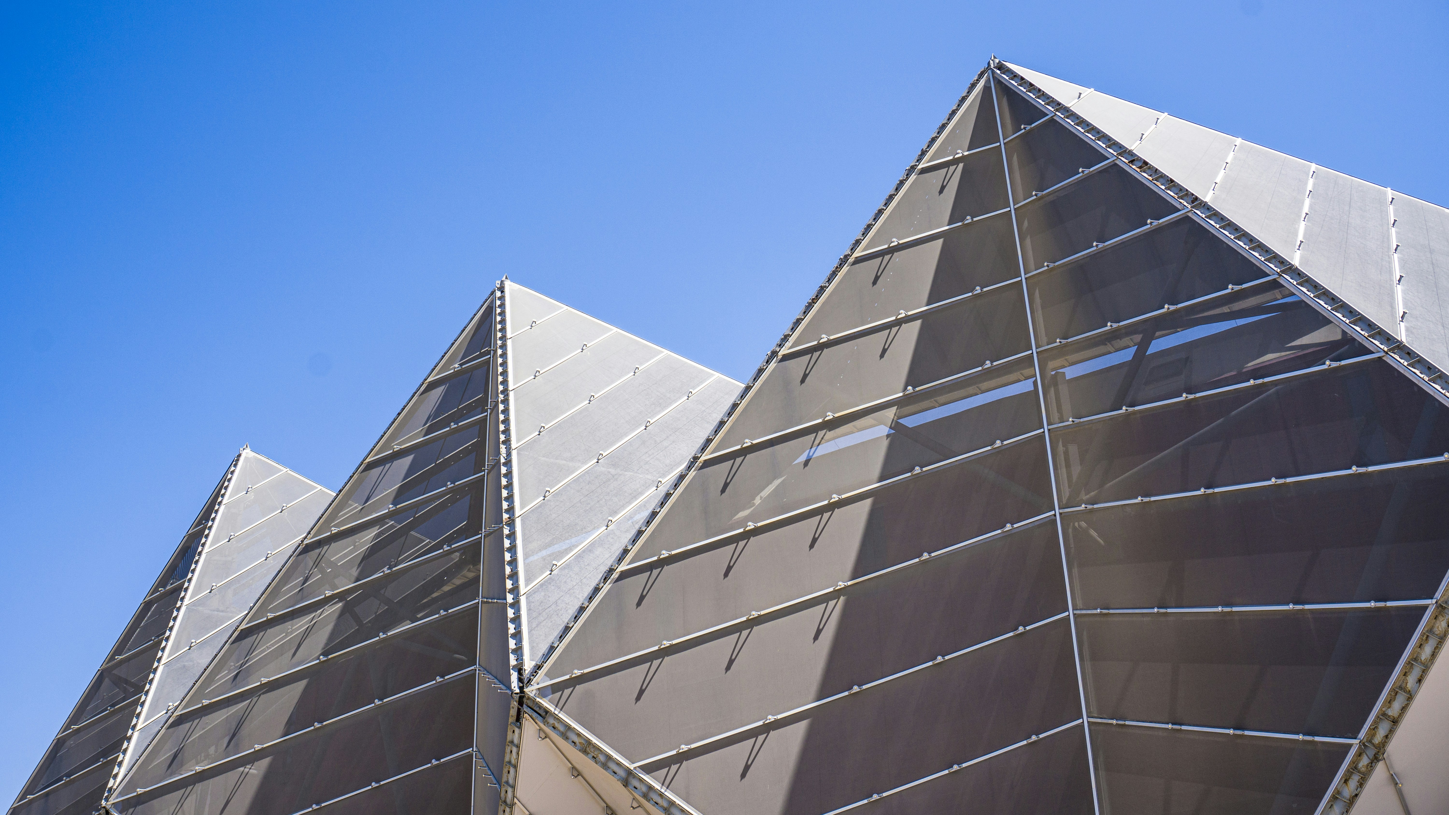 Photo by Zulfugar Karimov with Sony Alpha 6400