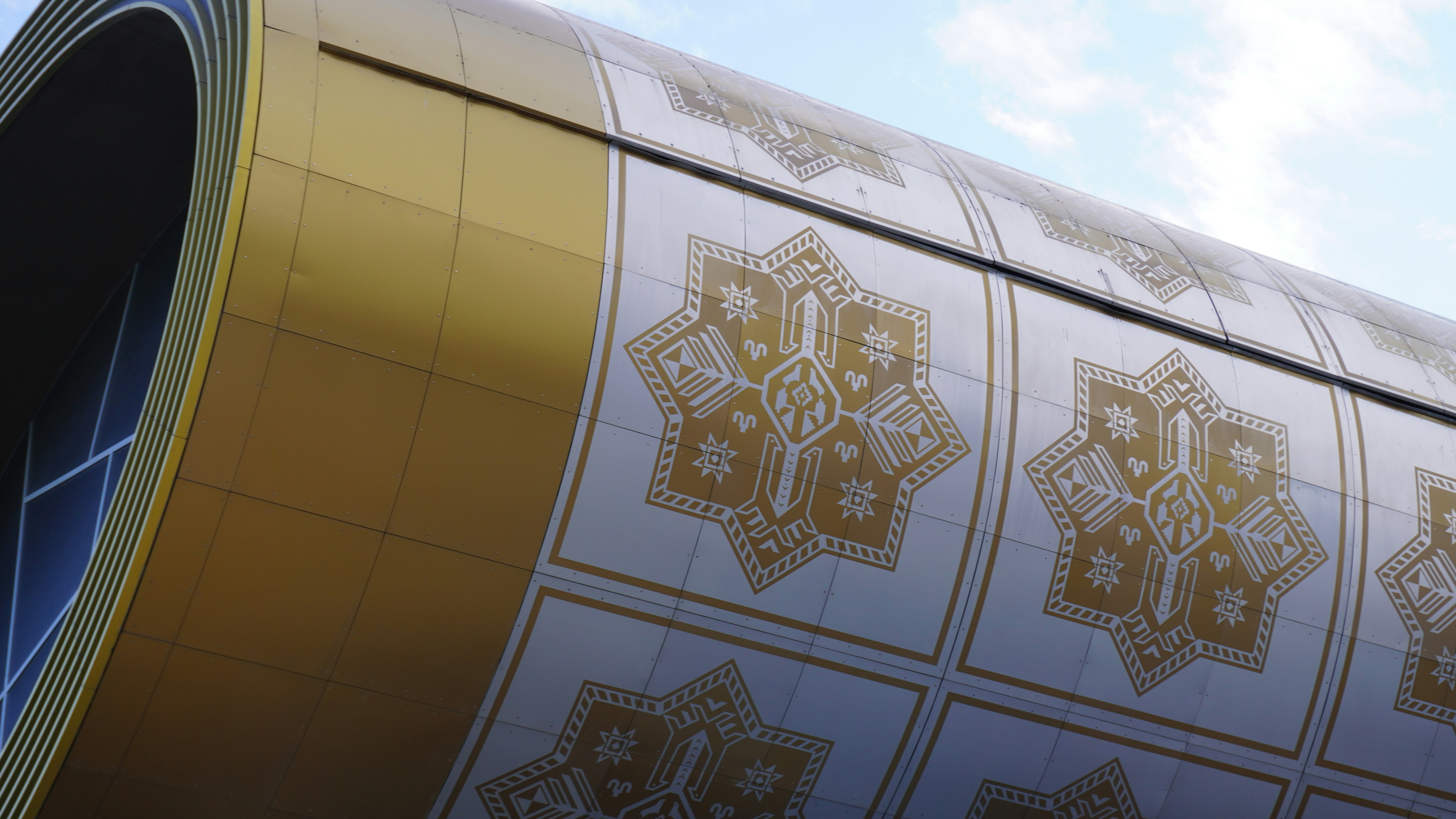Exterior wall of a building with unique design. photo – Free Building ...