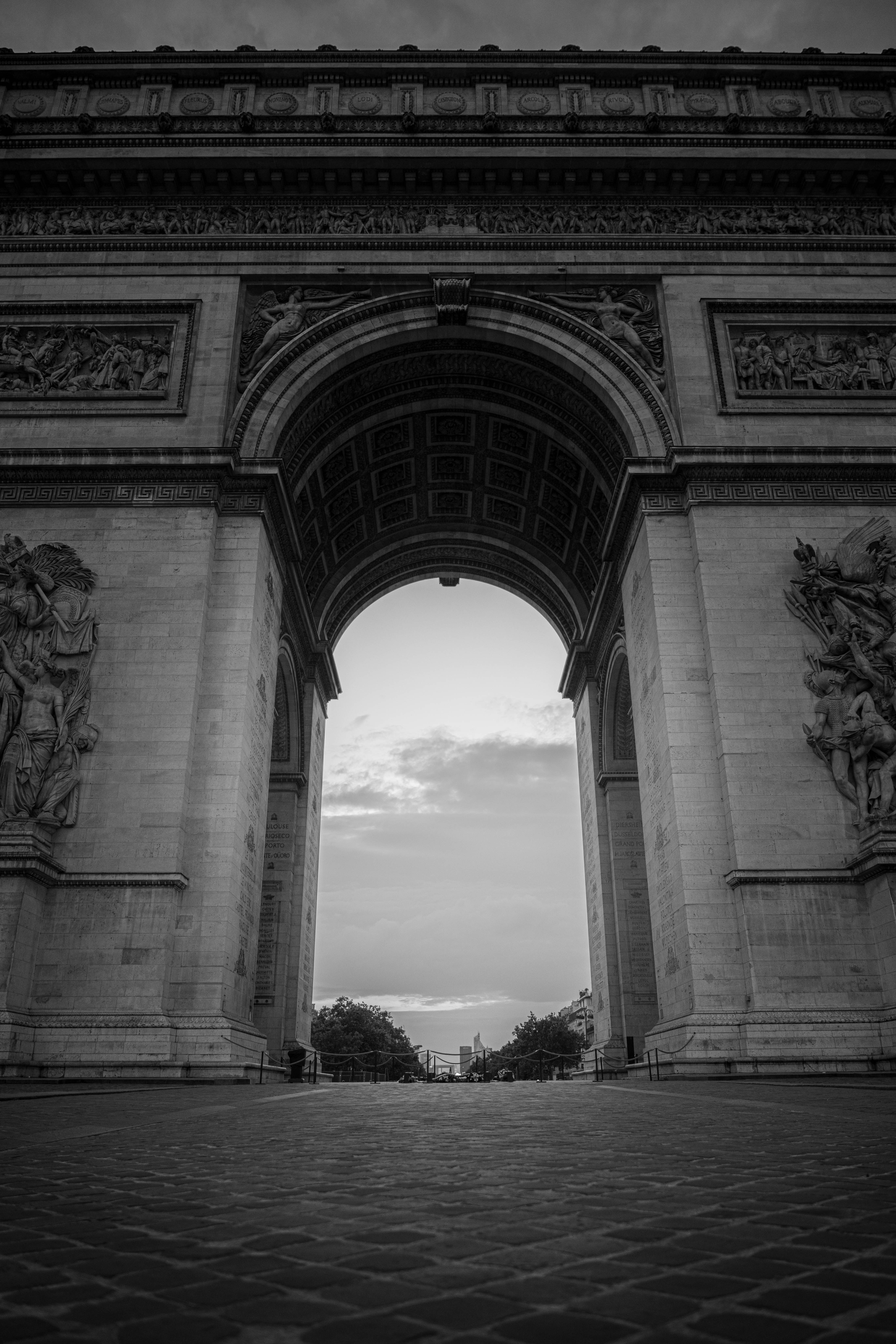 Under the Arch: Ground-Level Convergence on the Arc de Triomphe