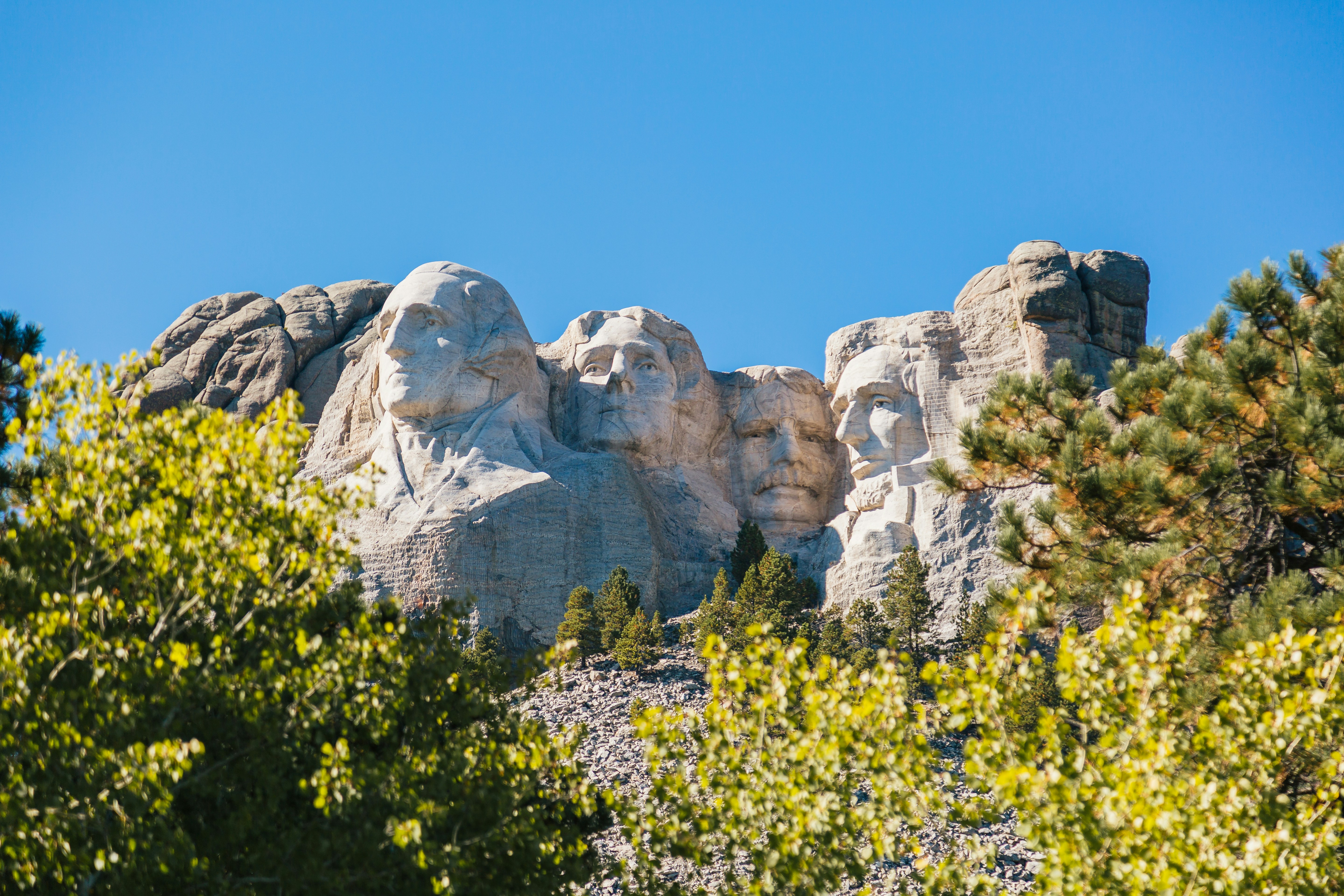 Mount rushmore national memorial stands tall and proud. photo – Free ...