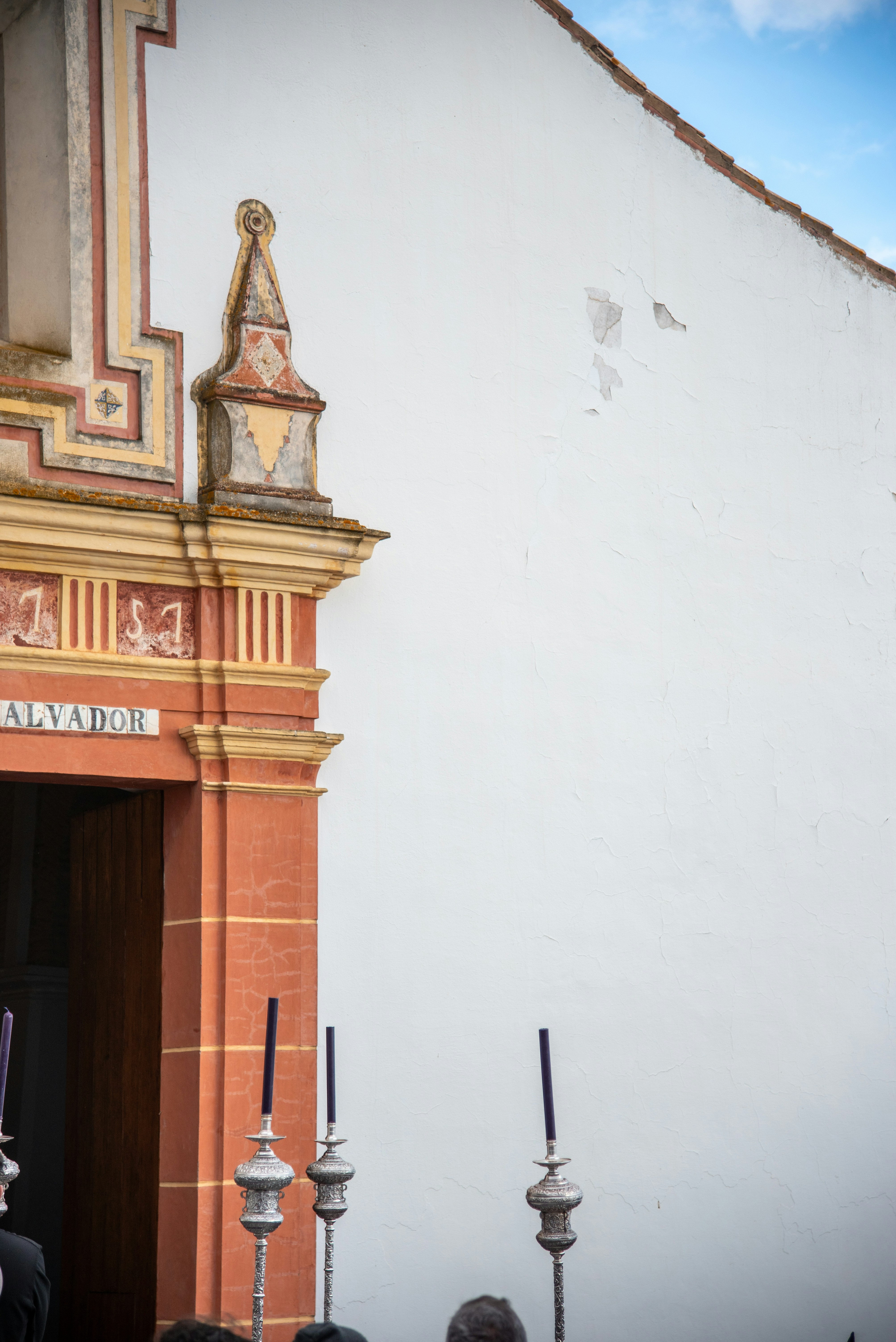 The Red-Orange Archway: A Quiet Portrait of Salvador’s Facade