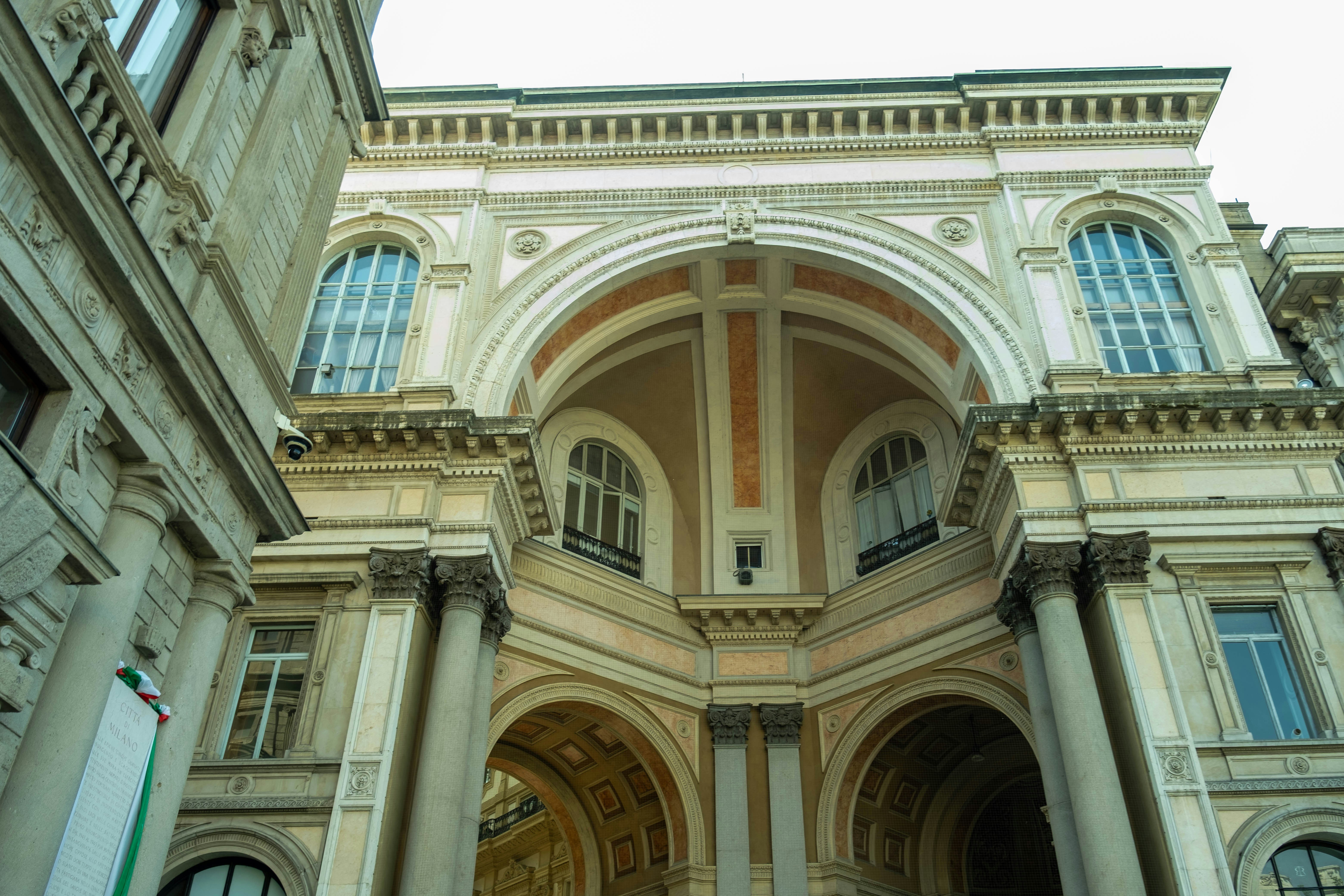 A grand entrance to an impressive architectural structure. photo – Free ...