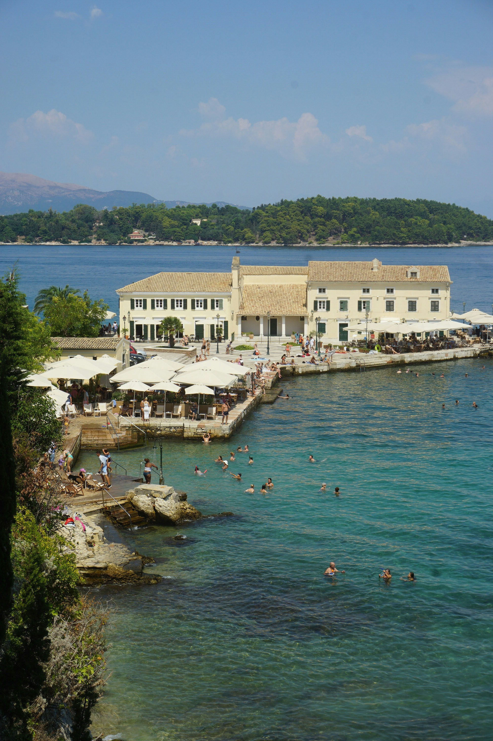 Seaside Serenity: A Coastal Escape