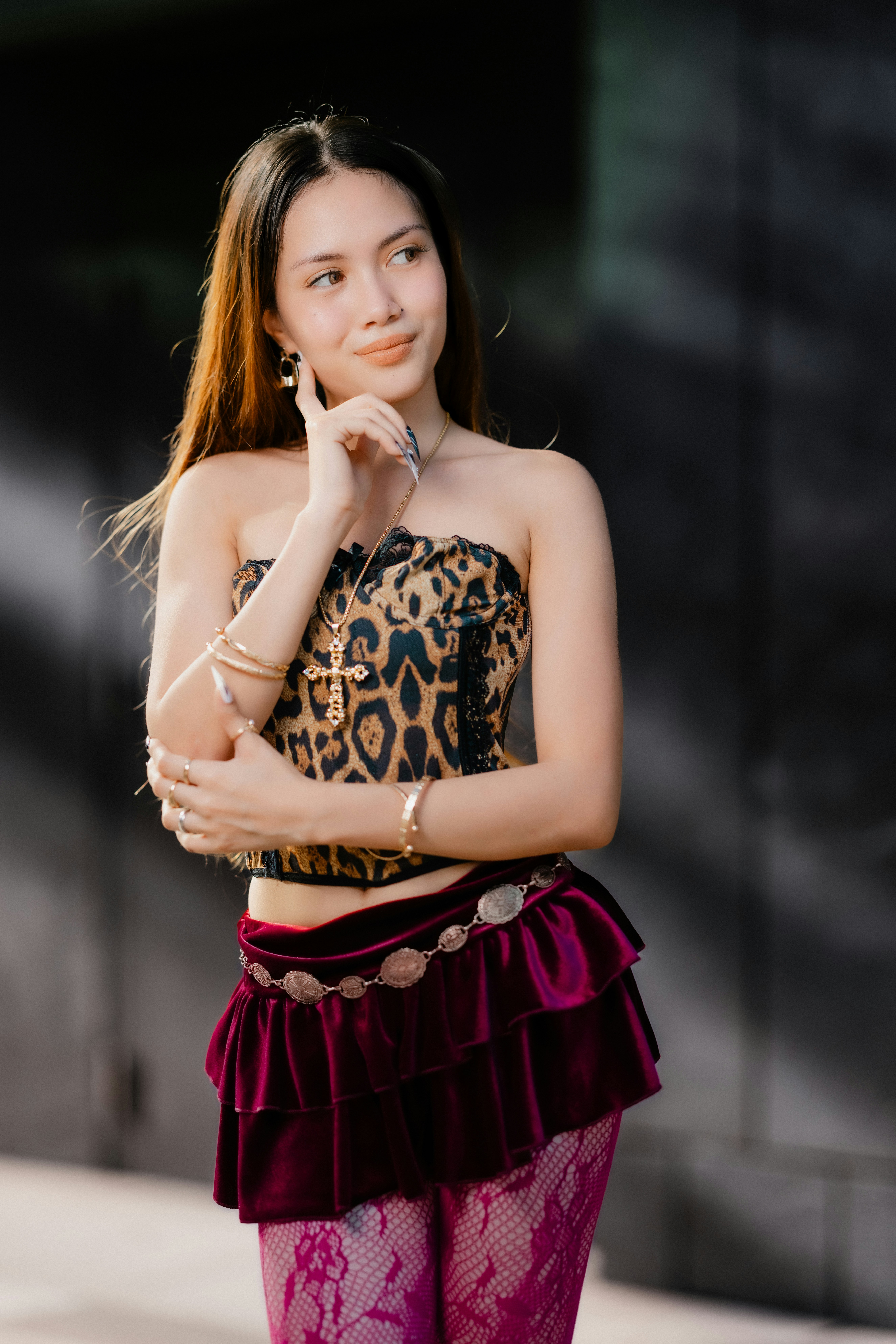 A woman poses in stylish, unique attire. photo – Free Philippines Image ...