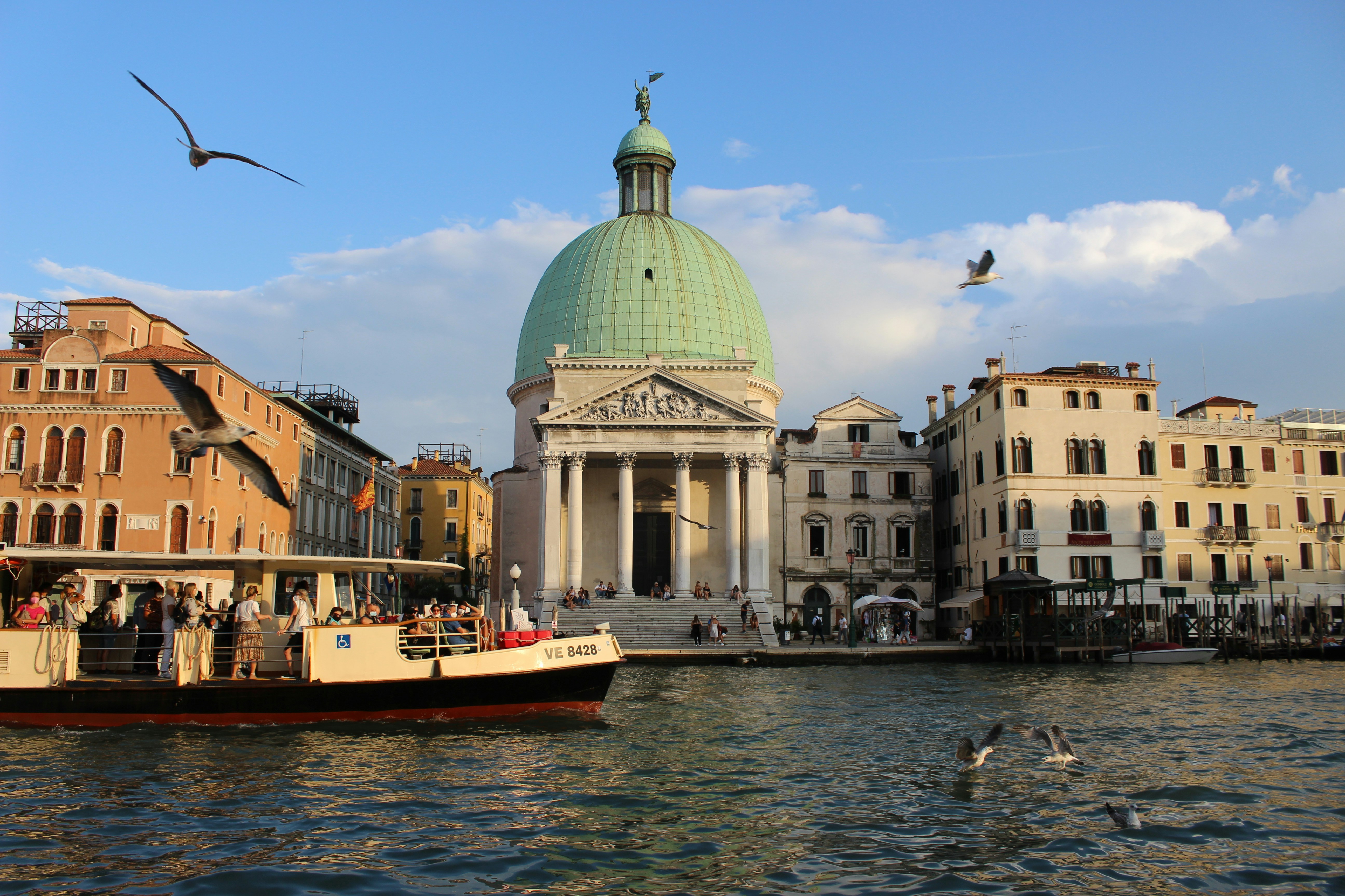 A Serene Evening on the Venetian Waters