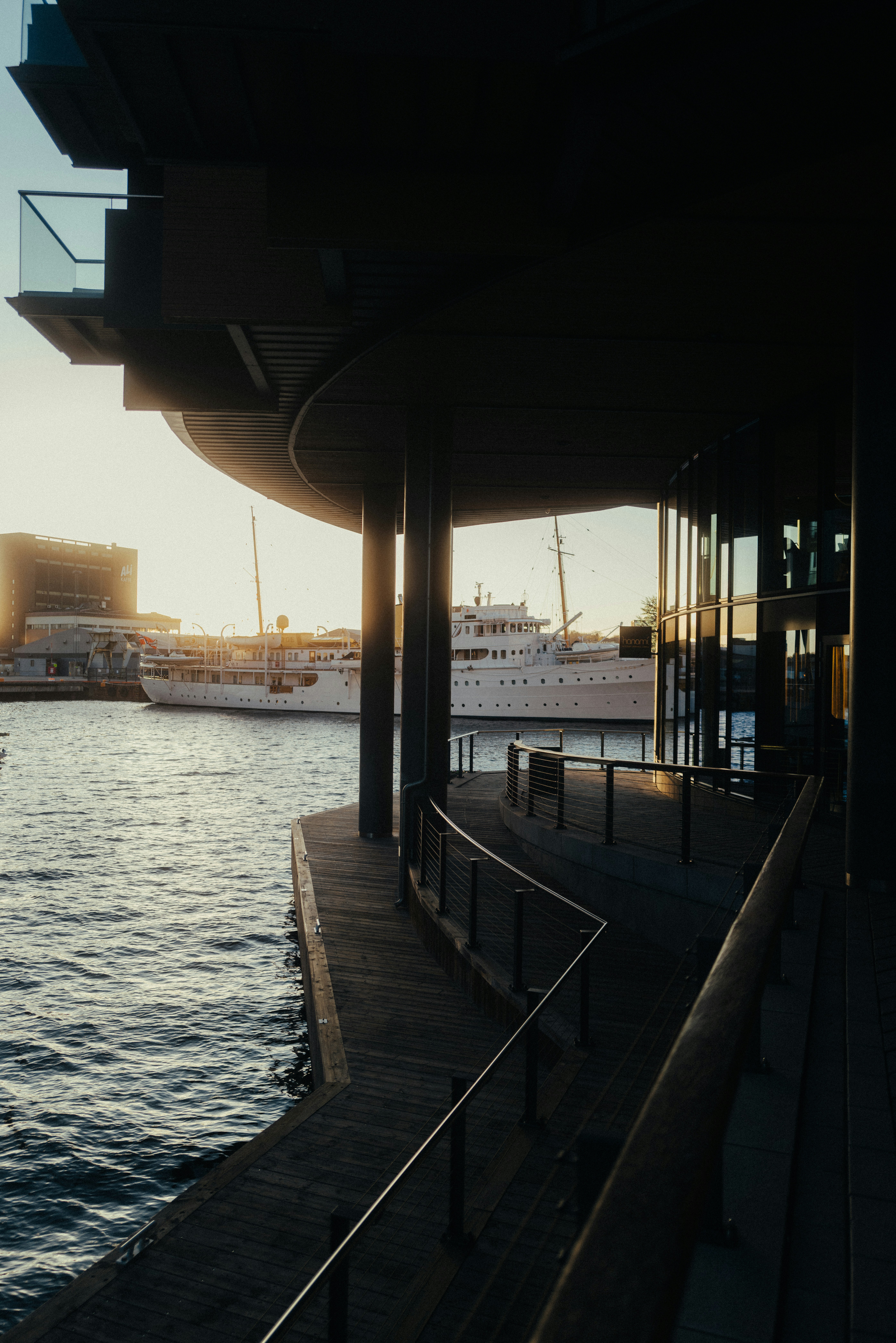 A harbor view with a modern architectural building. photo – Free Norway ...