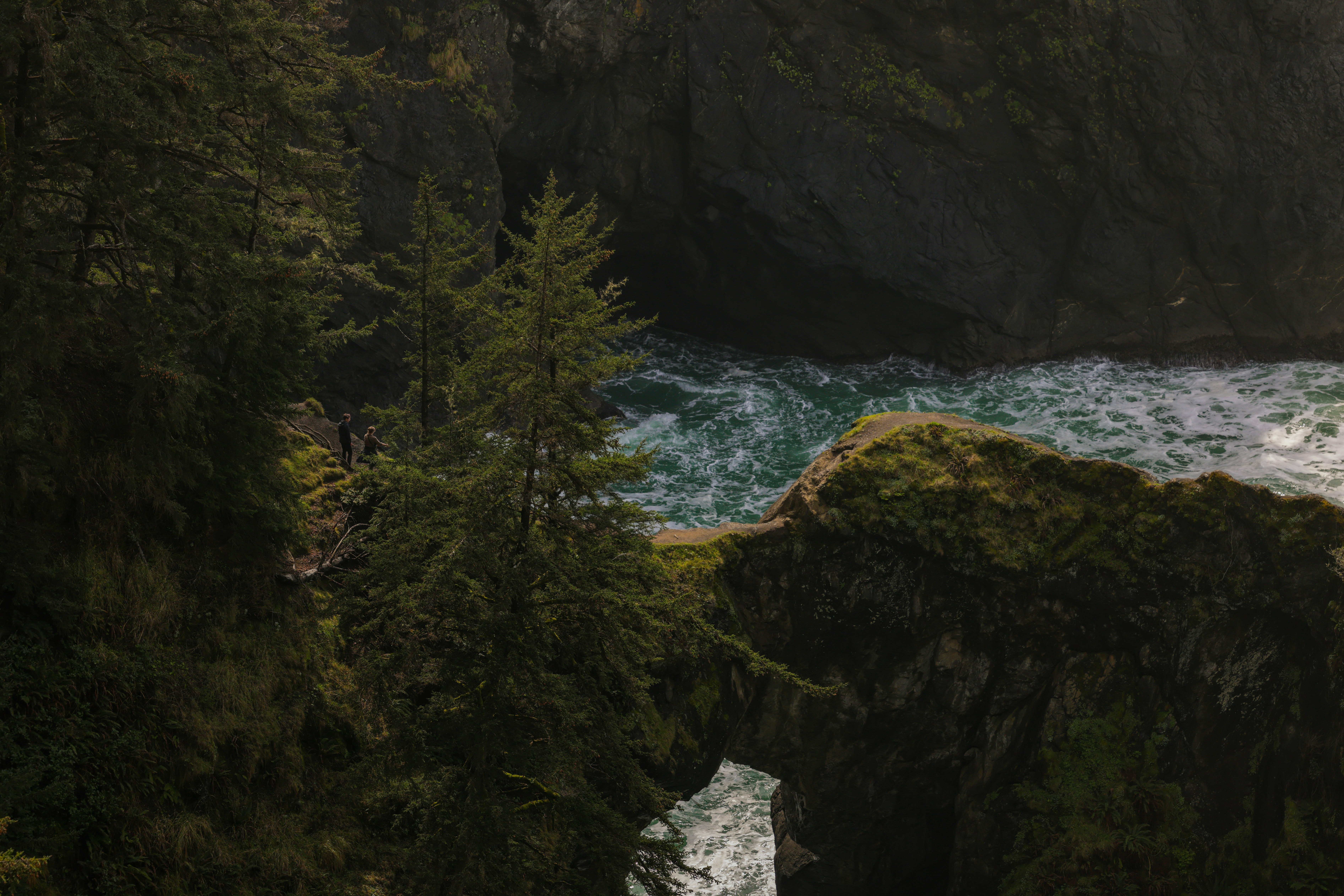 A river flows through a rocky, forested landscape. photo – Free Oregon ...