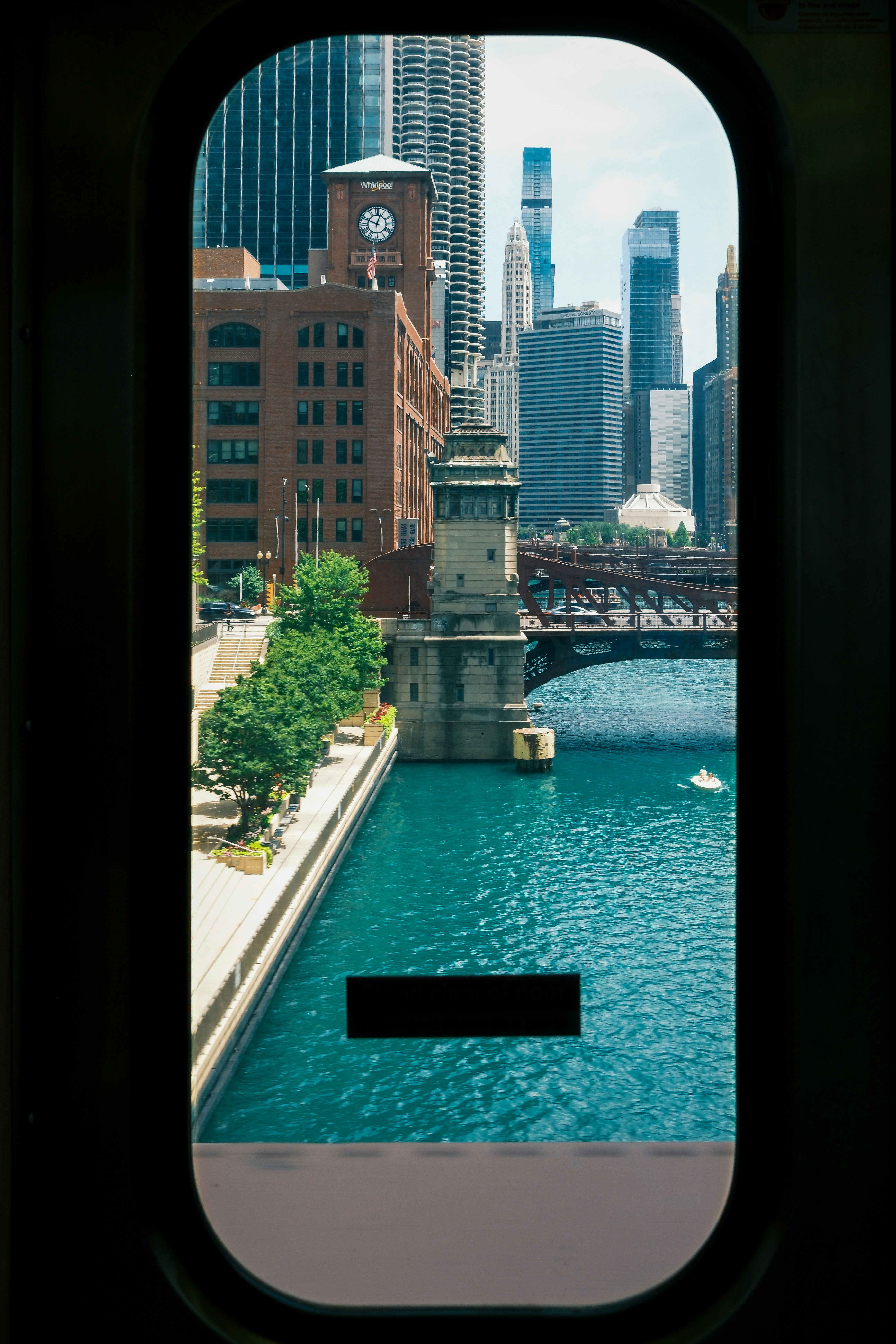 Clocktower by the Chicago River Framed in a Windowed Arch