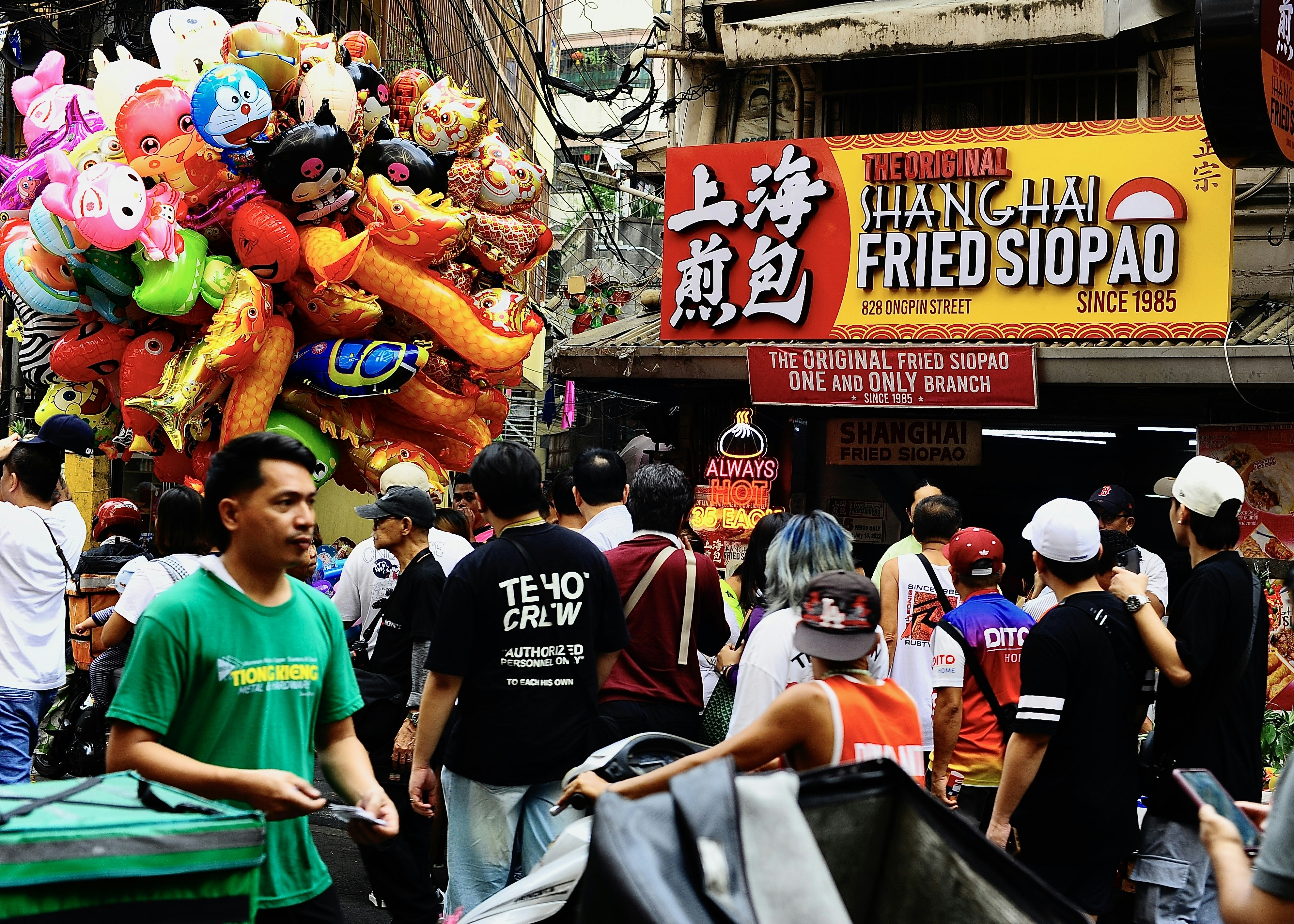 CNY2025 Photowalk: A must try Chinese treat in Binondo, fried siopao.