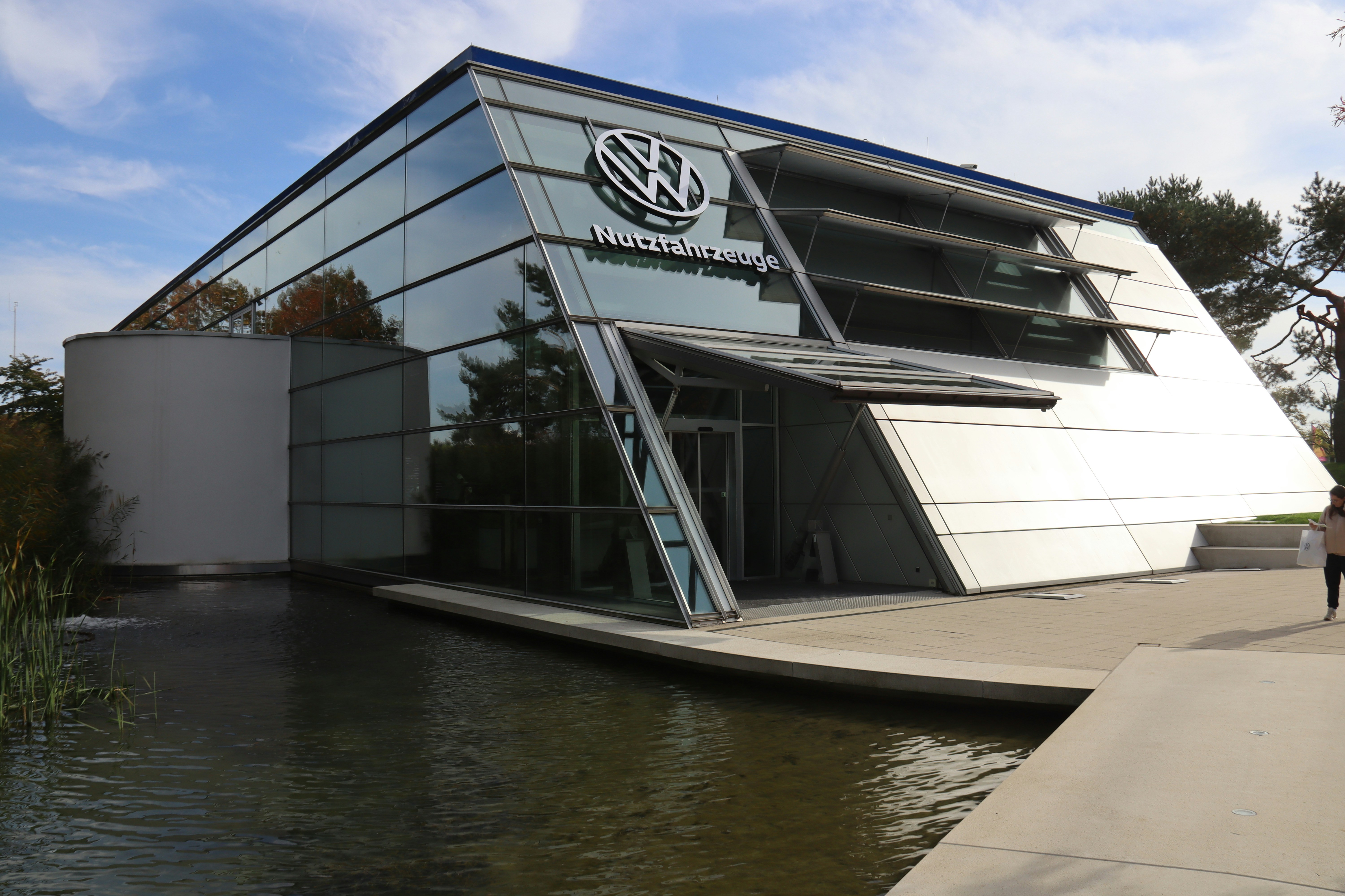 Volkswagen's architecture stands by the water. photo – Free Germany ...
