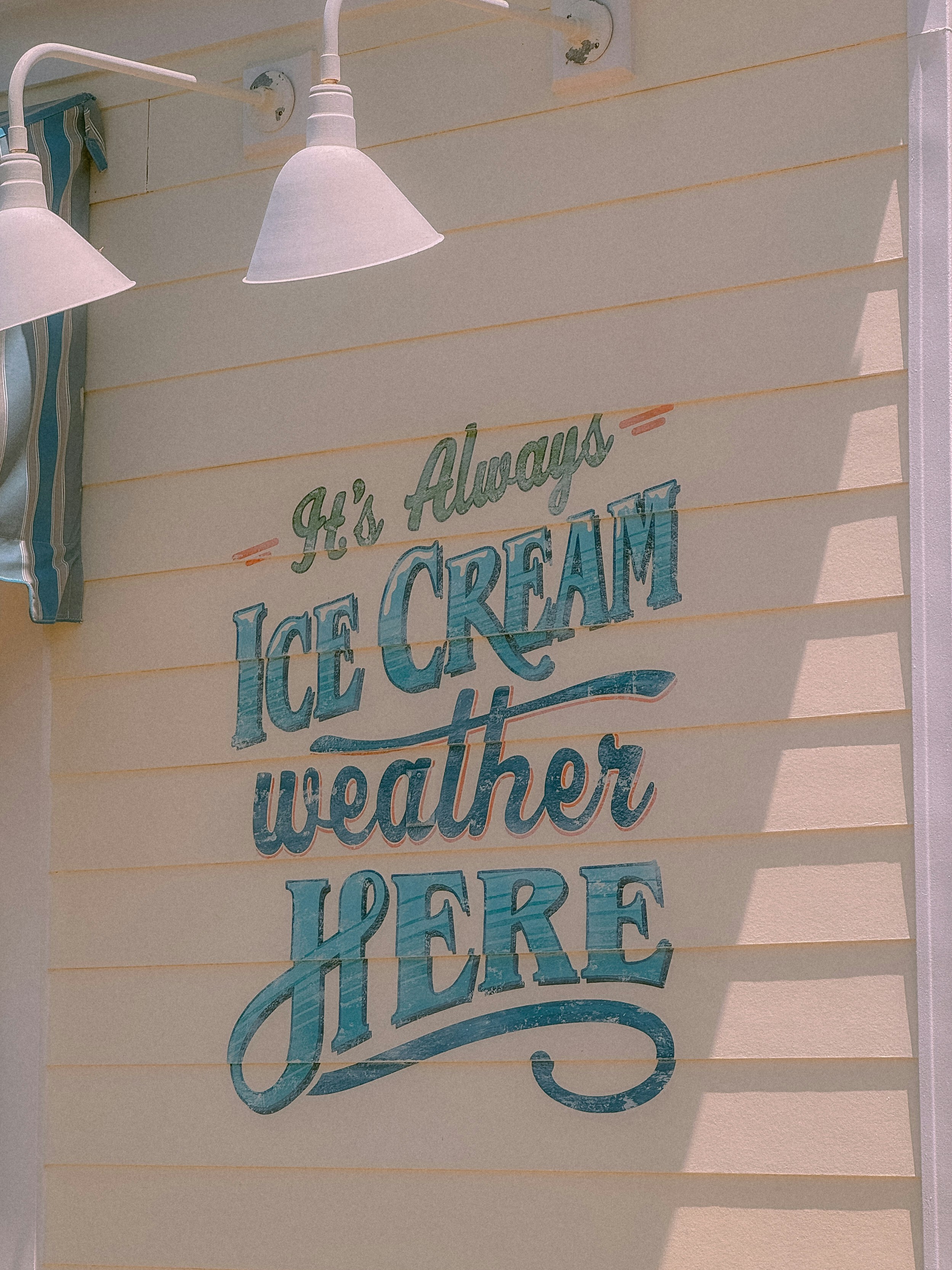 It's always ice cream weather here! photo – Free Food Image on Unsplash