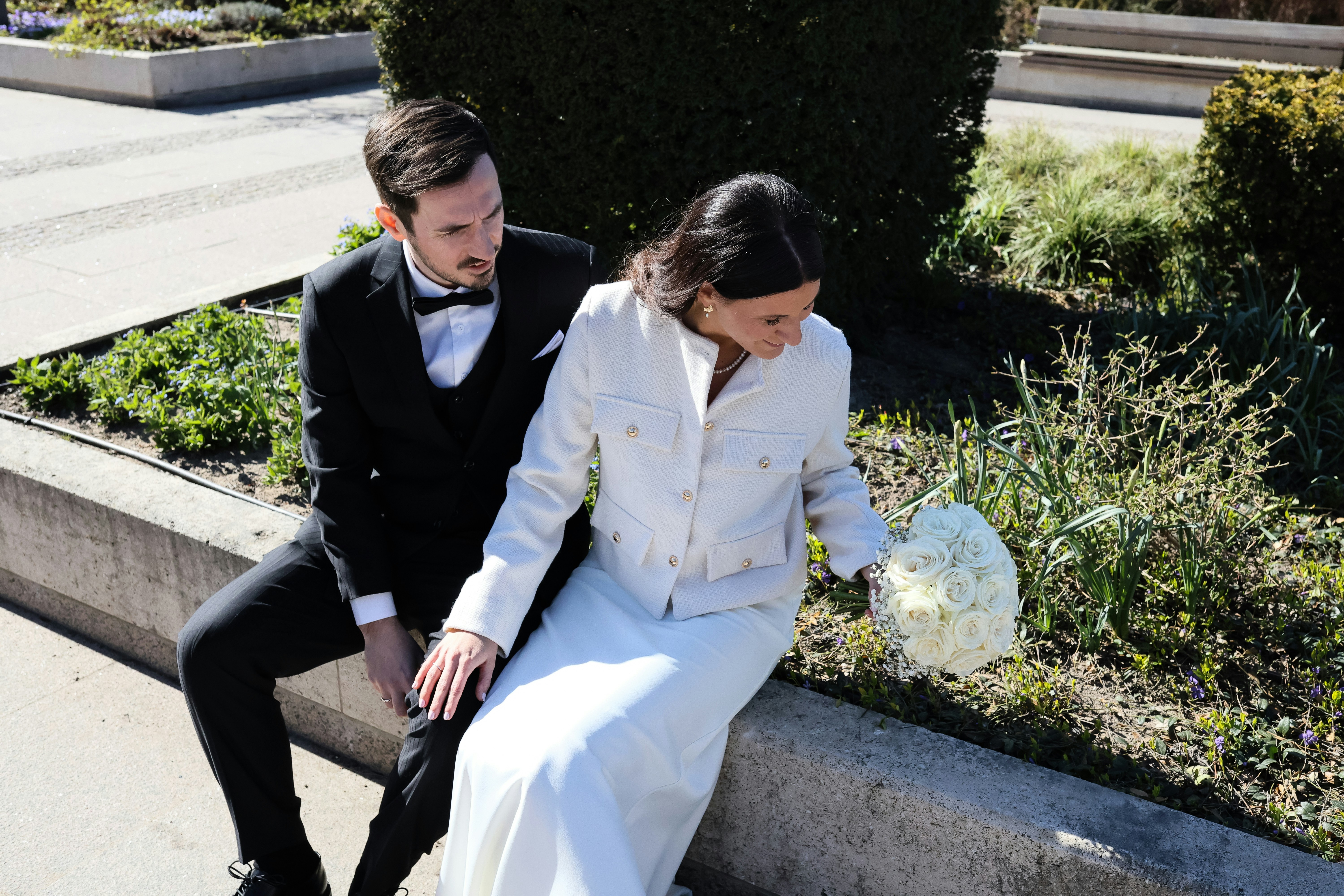 Bridal Moment on the Terrace: Quiet Support and White Couture
