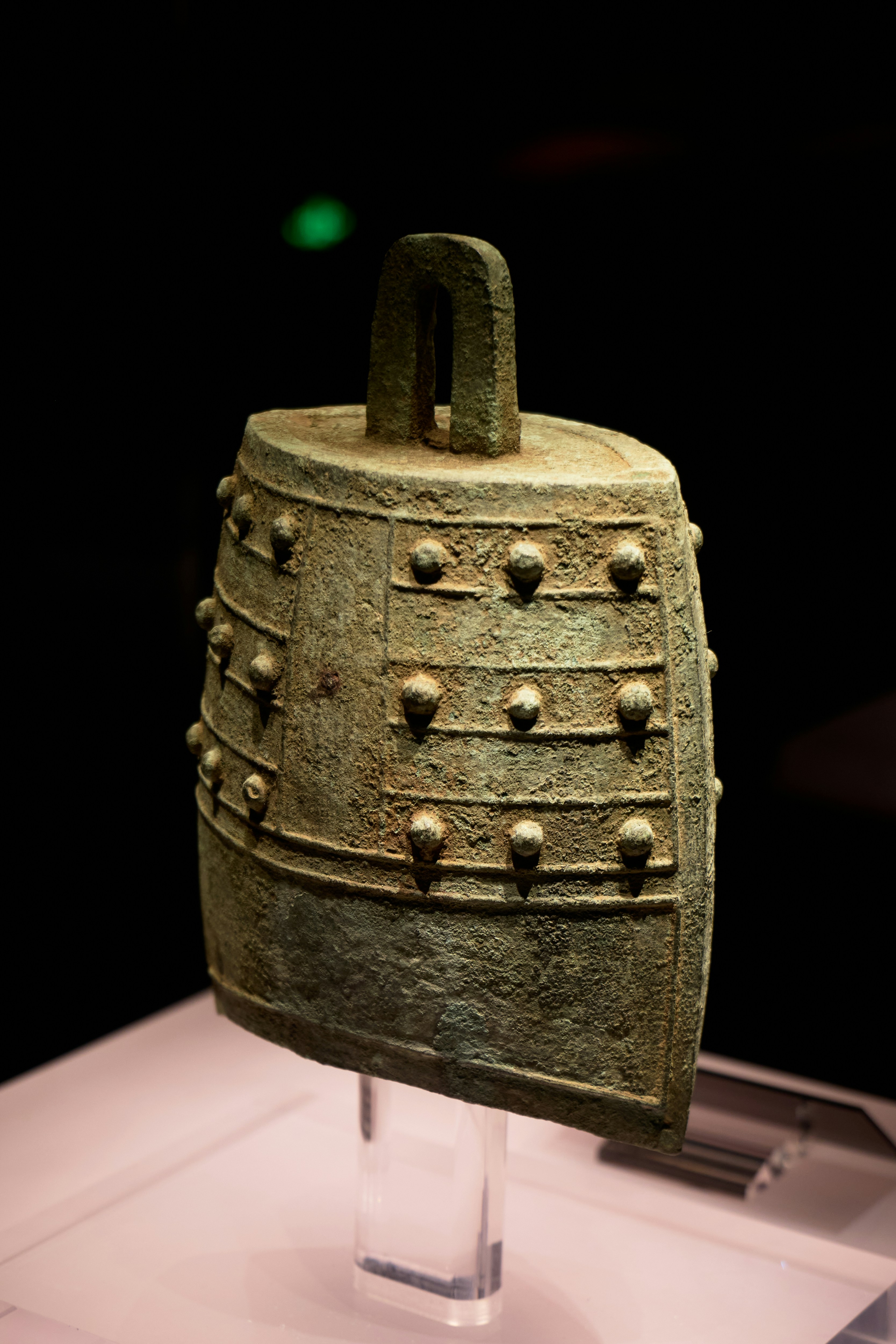 Ancient Lock of Iron Time: A Sunken Padlock on Display