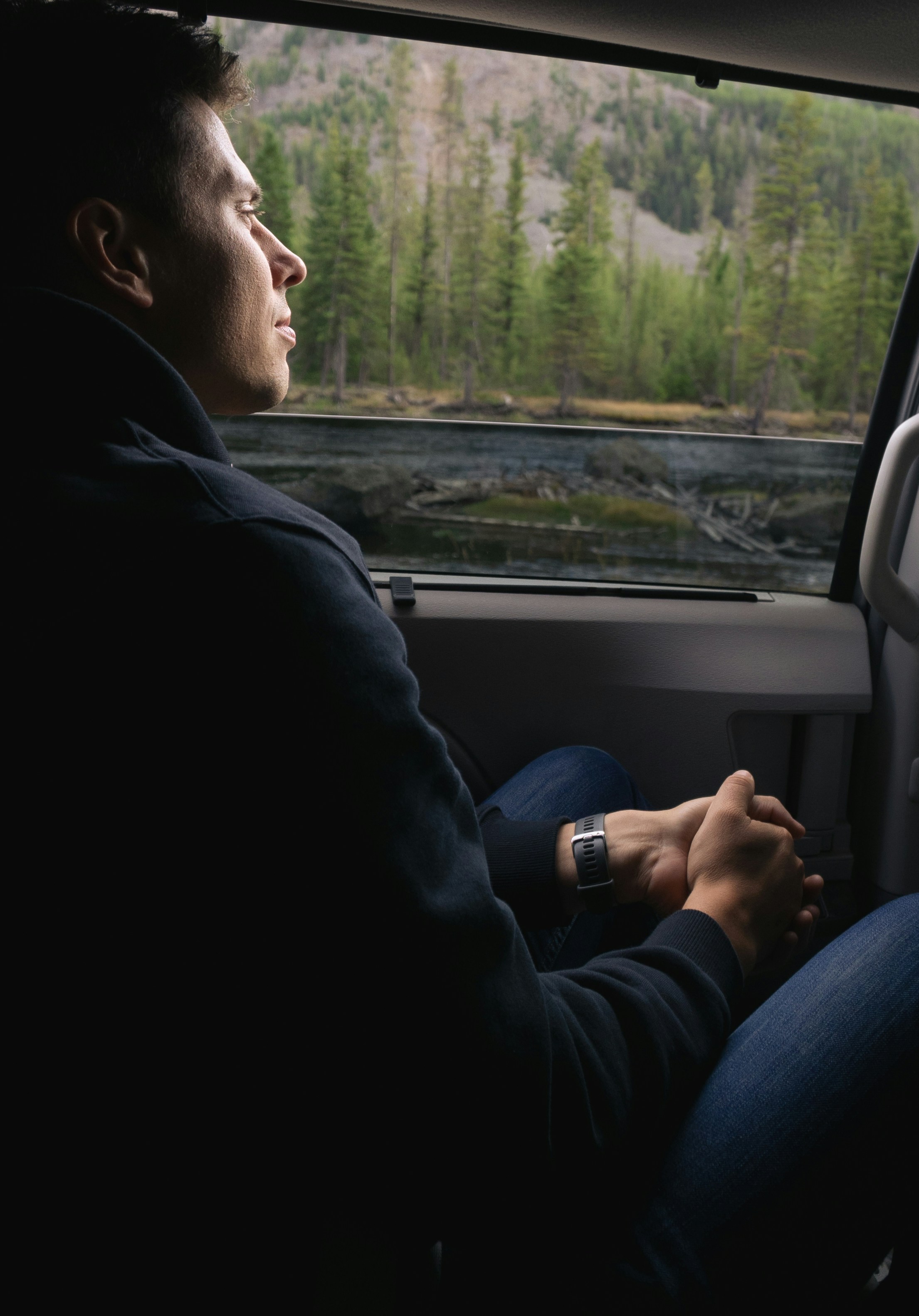 Window-Seat Reverie: A Quiet Portrait of Landscape Through Glass