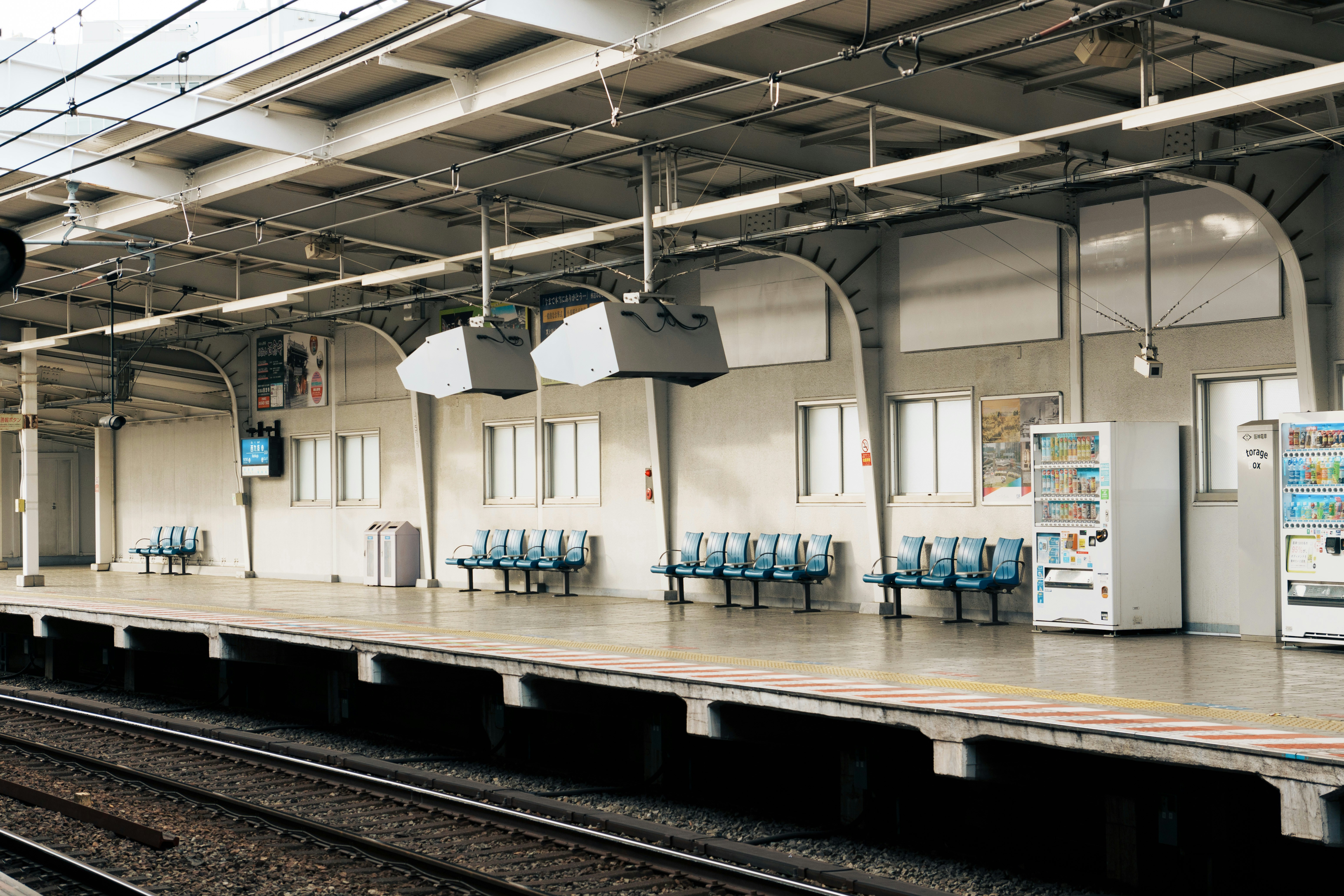 Empty train platform awaiting passengers. photo – Free Railway Image on ...