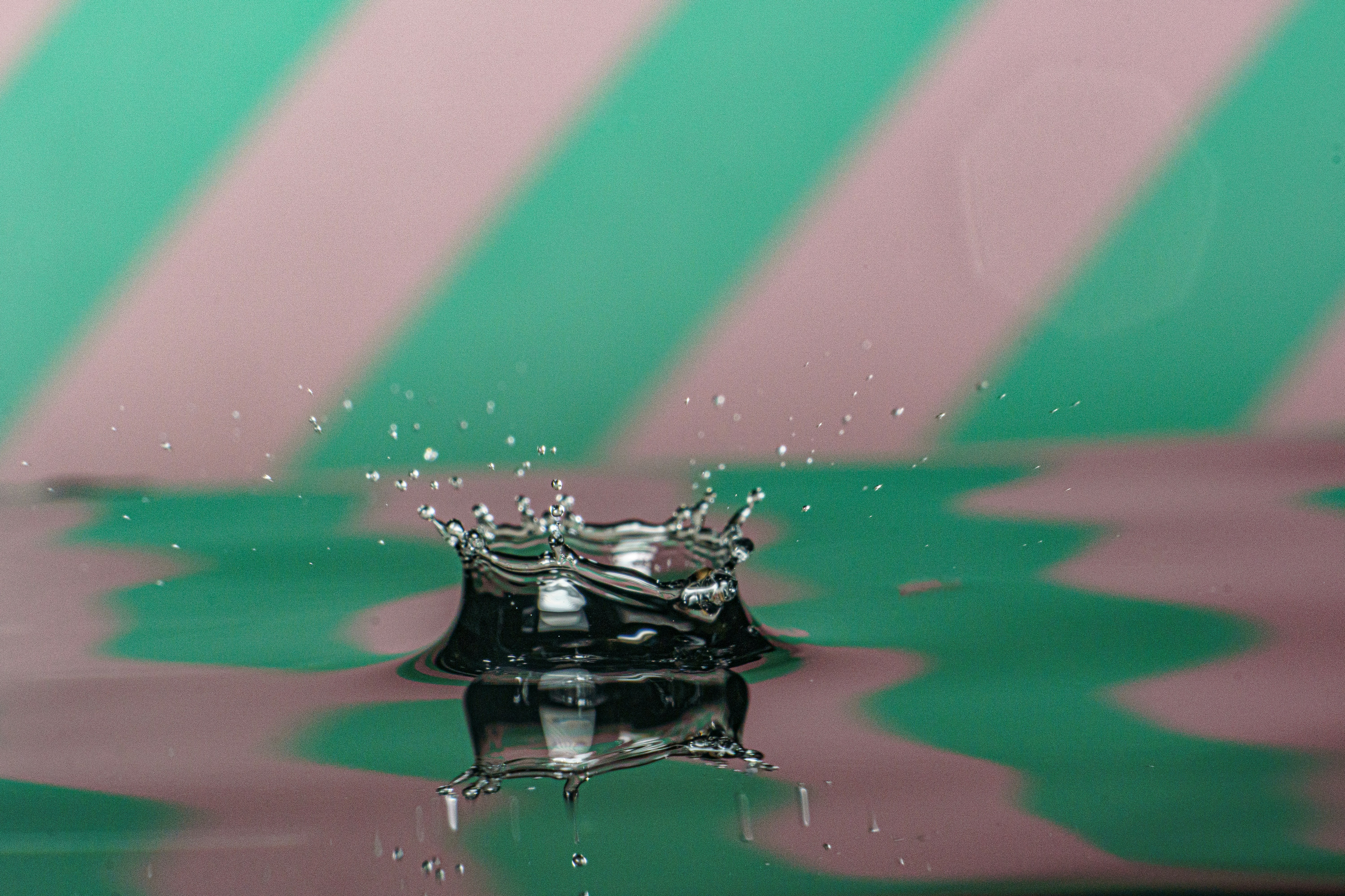 Water drop forms a beautiful crown splash. photo – Free Abstract Image ...